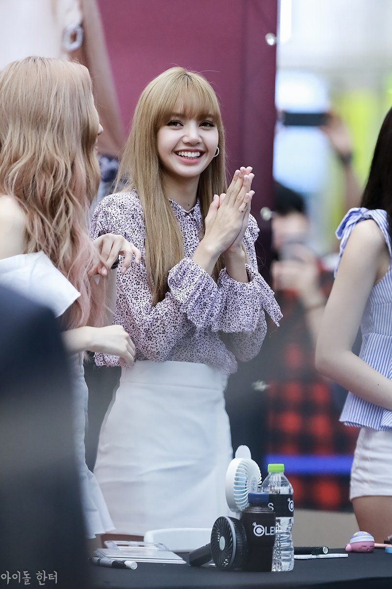 Lisa Manoban Smile Wallpapers - Wallpaper Cave