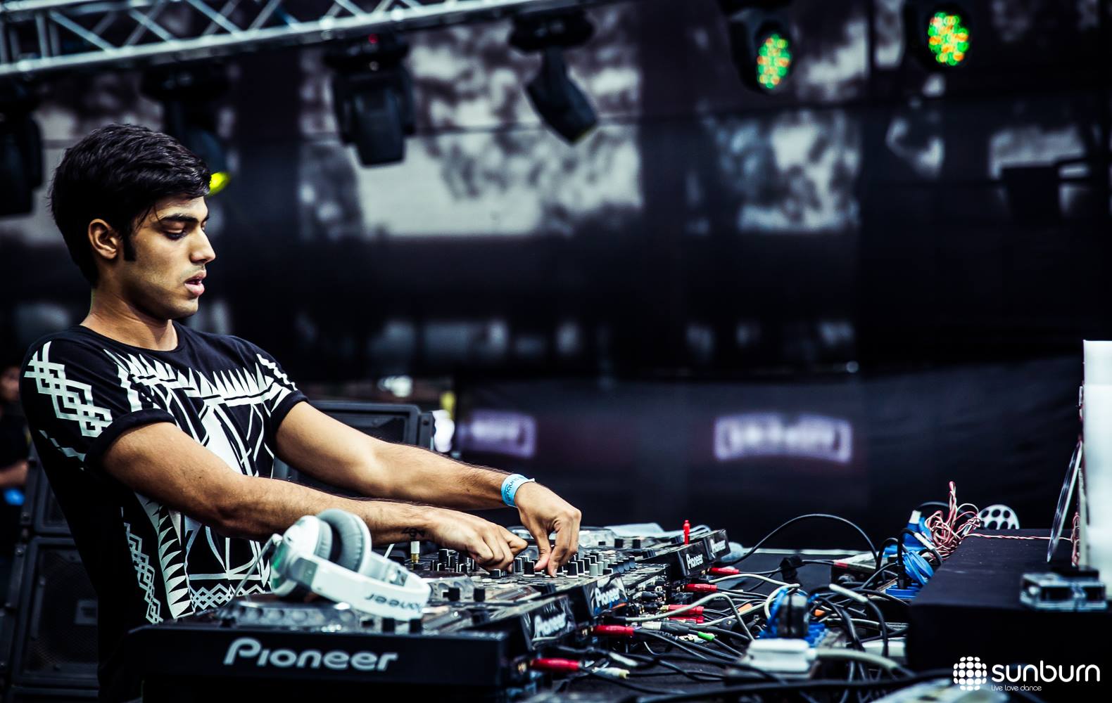 Zaeden Wallpapers - Wallpaper Cave