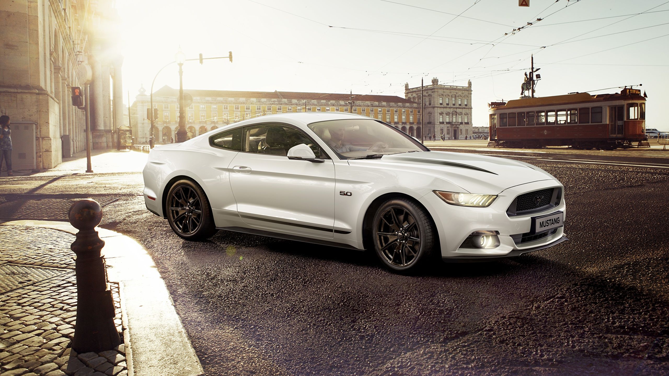 White Ford Wallpapers - Wallpaper Cave