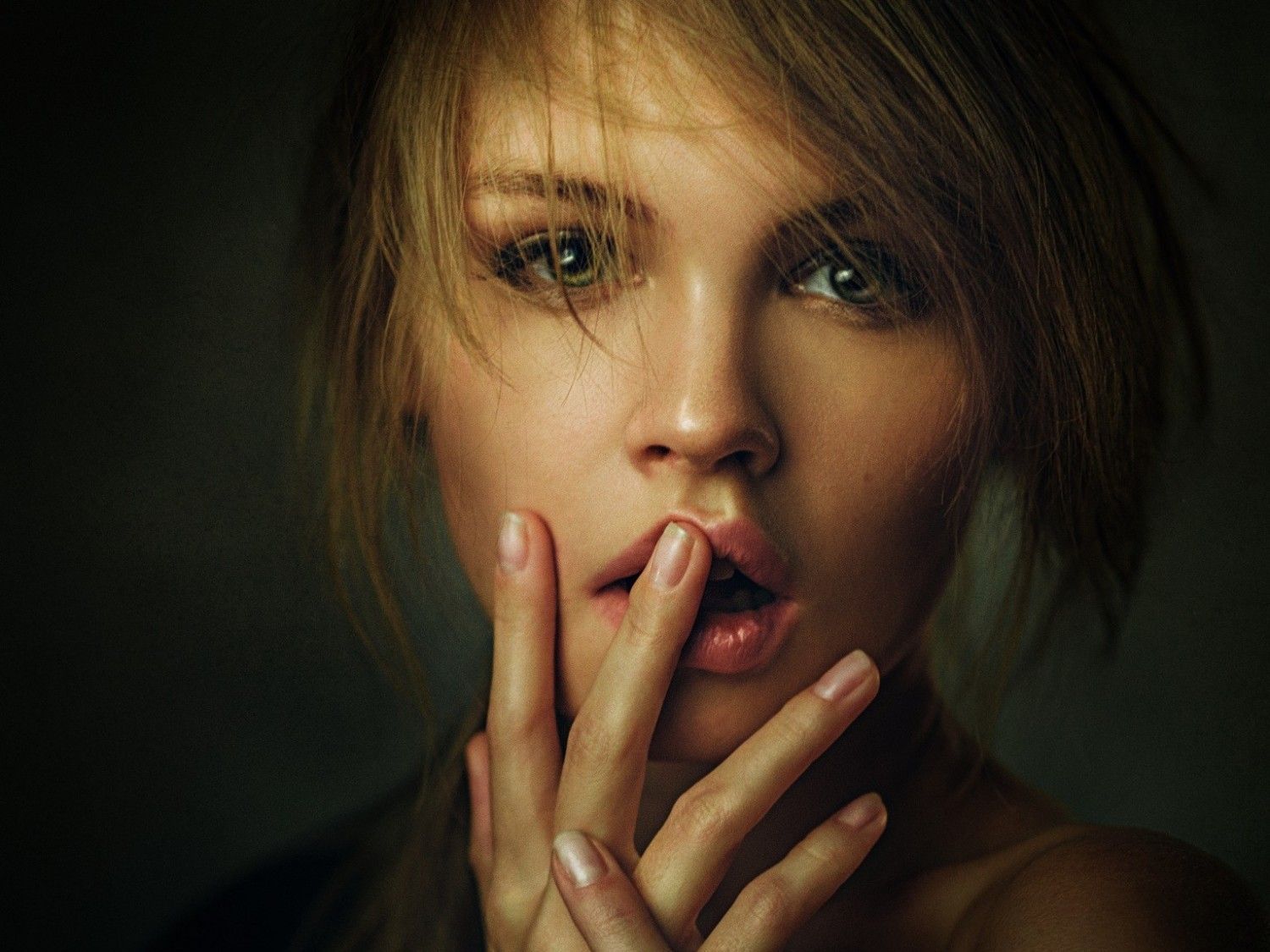 Women Hands Wallpapers - Wallpaper Cave