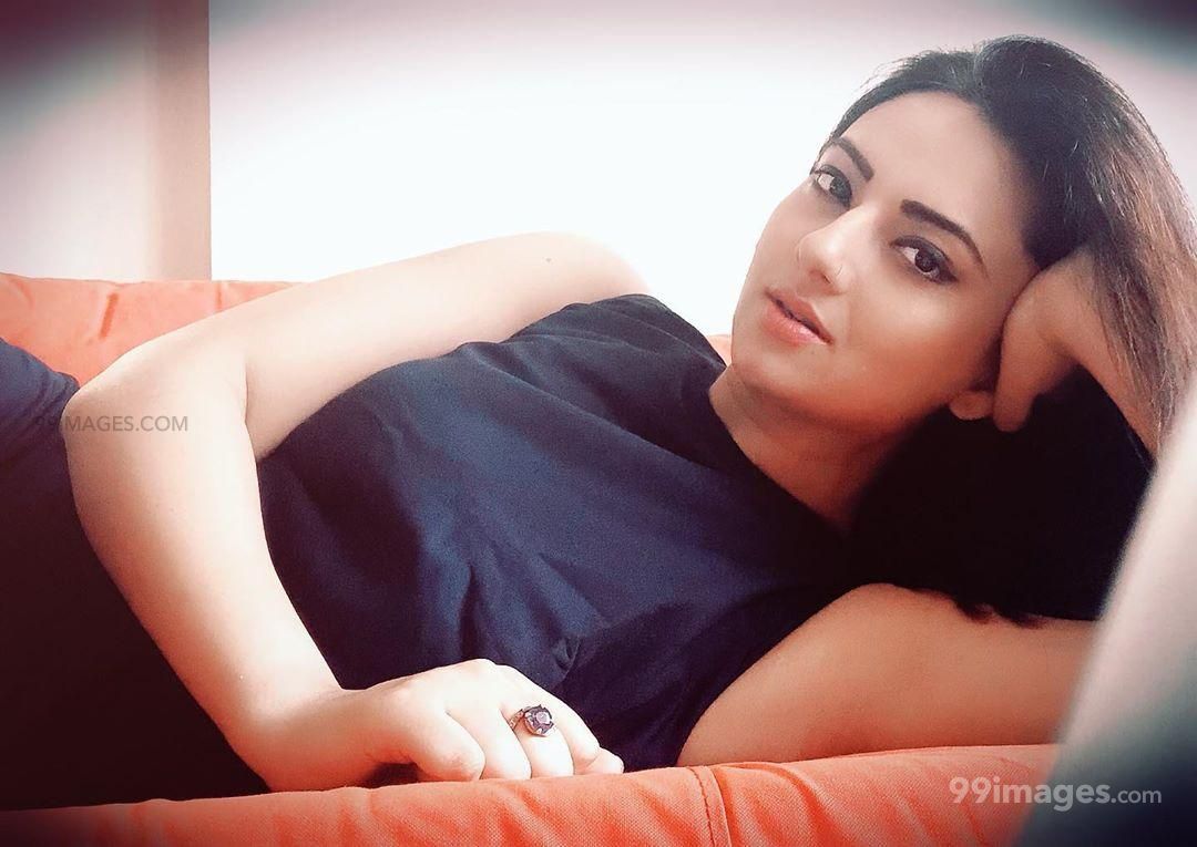 Isha Chawla HD Desktop Wallpapers - Wallpaper Cave