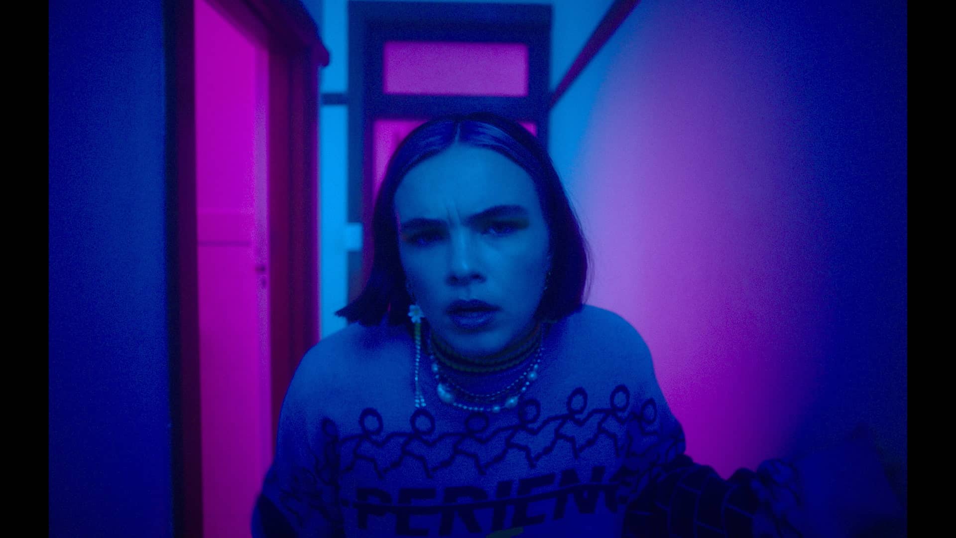 Benee Wallpapers - Wallpaper Cave