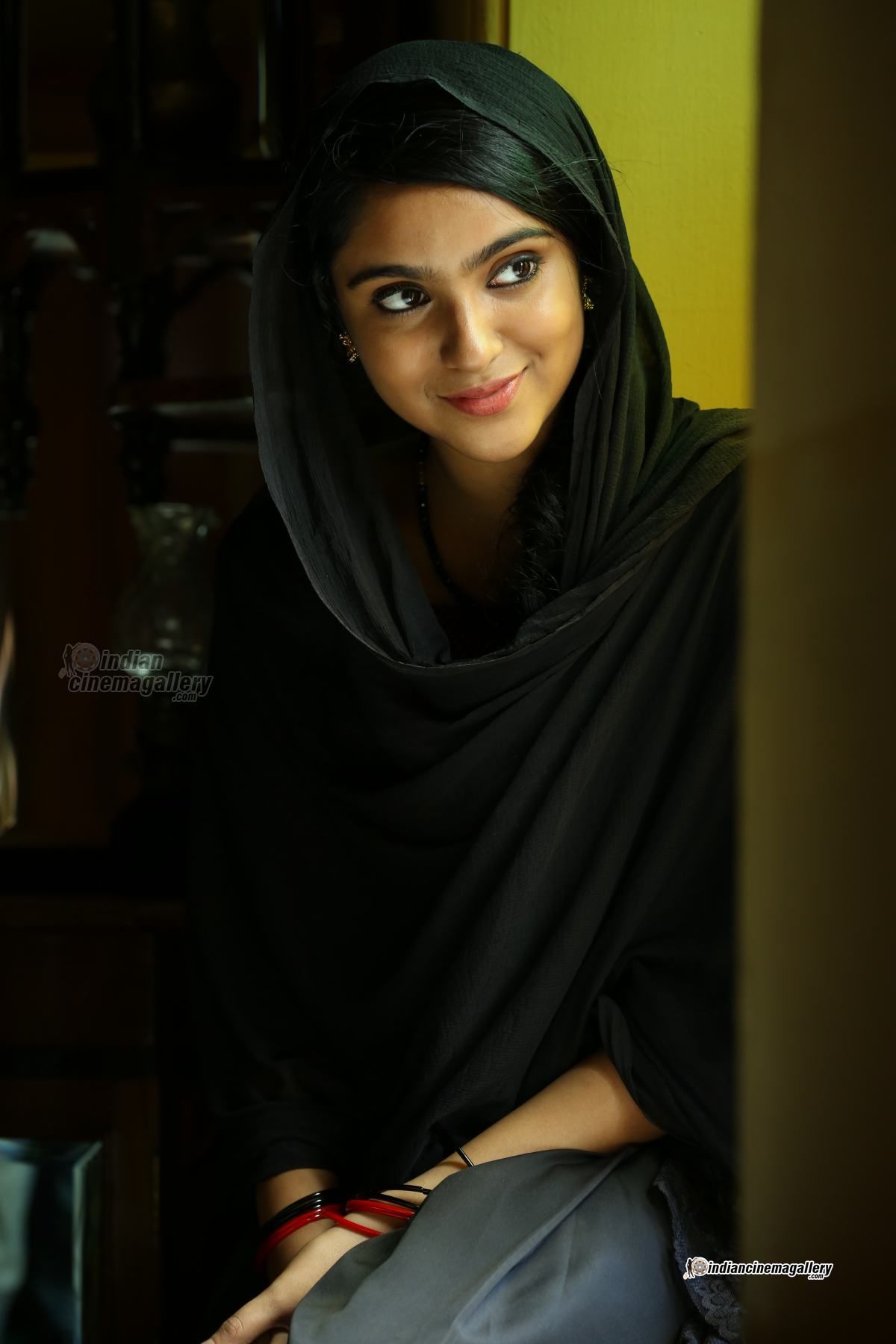 Sana Althaf Wallpapers - Wallpaper Cave