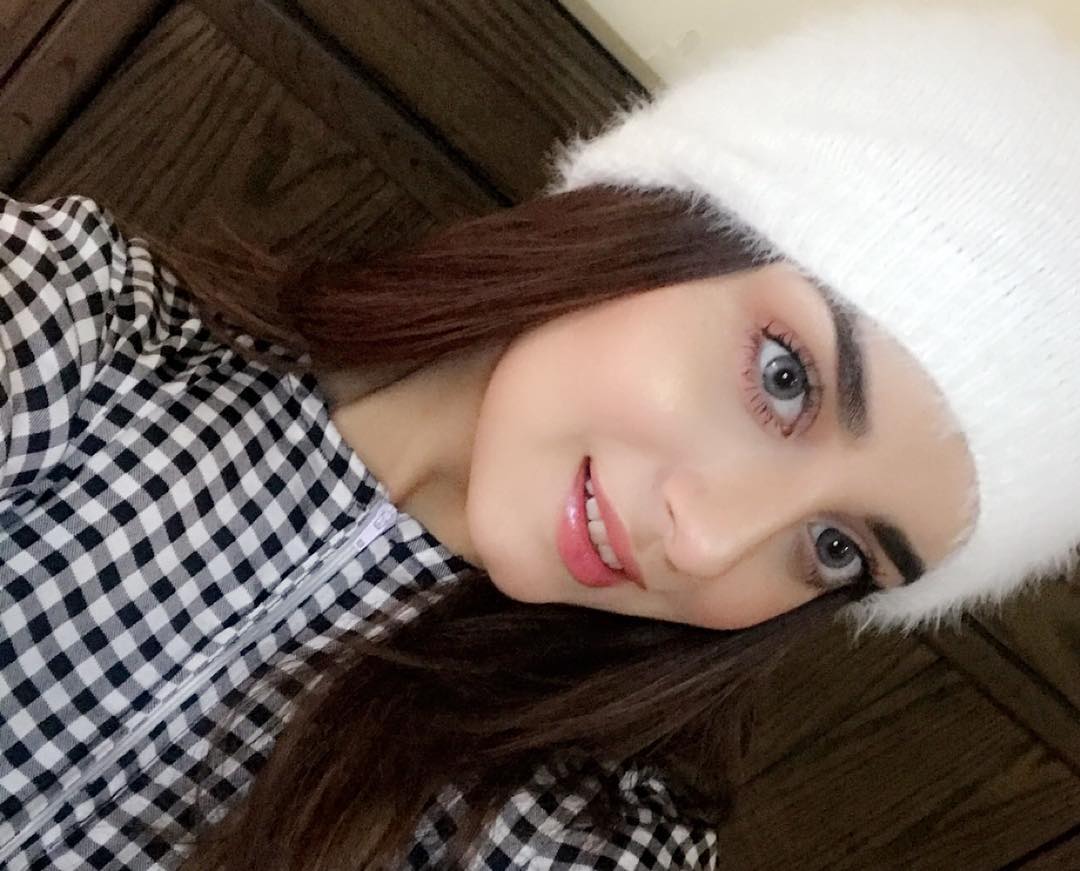 Alizeh Shah Wallpapers - Wallpaper Cave