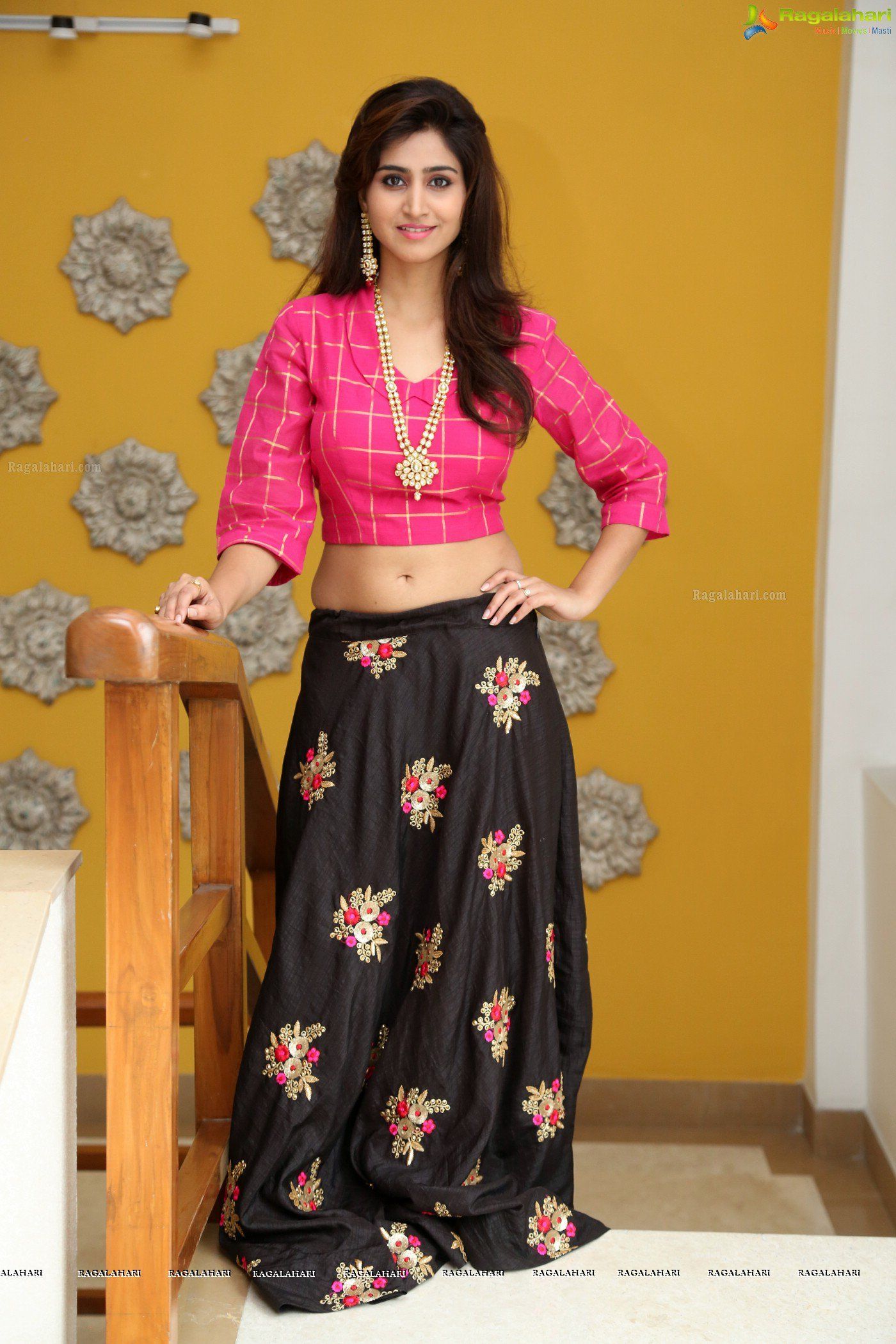 Varshini Sounderajan Wallpapers - Wallpaper Cave