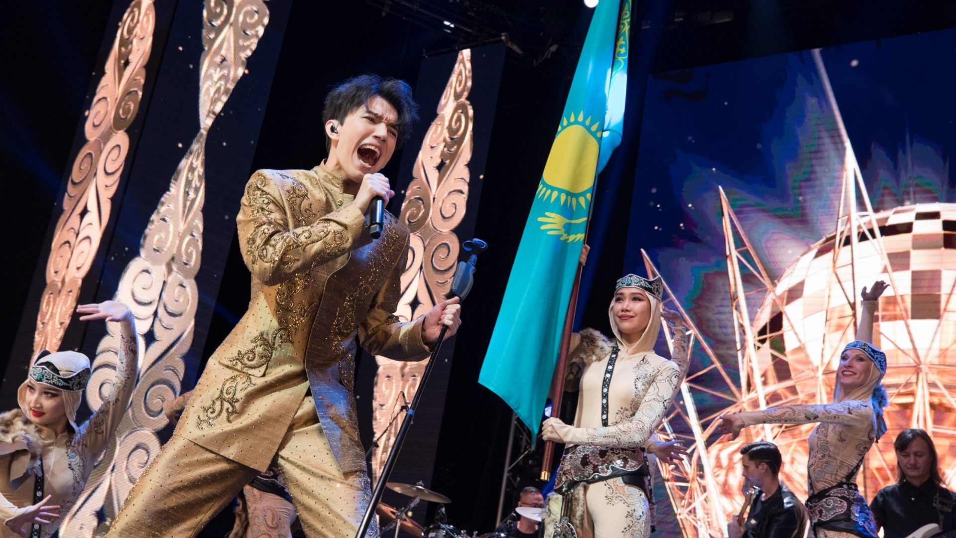 Dimash Kudaibergen Desktop Wallpapers - Wallpaper Cave