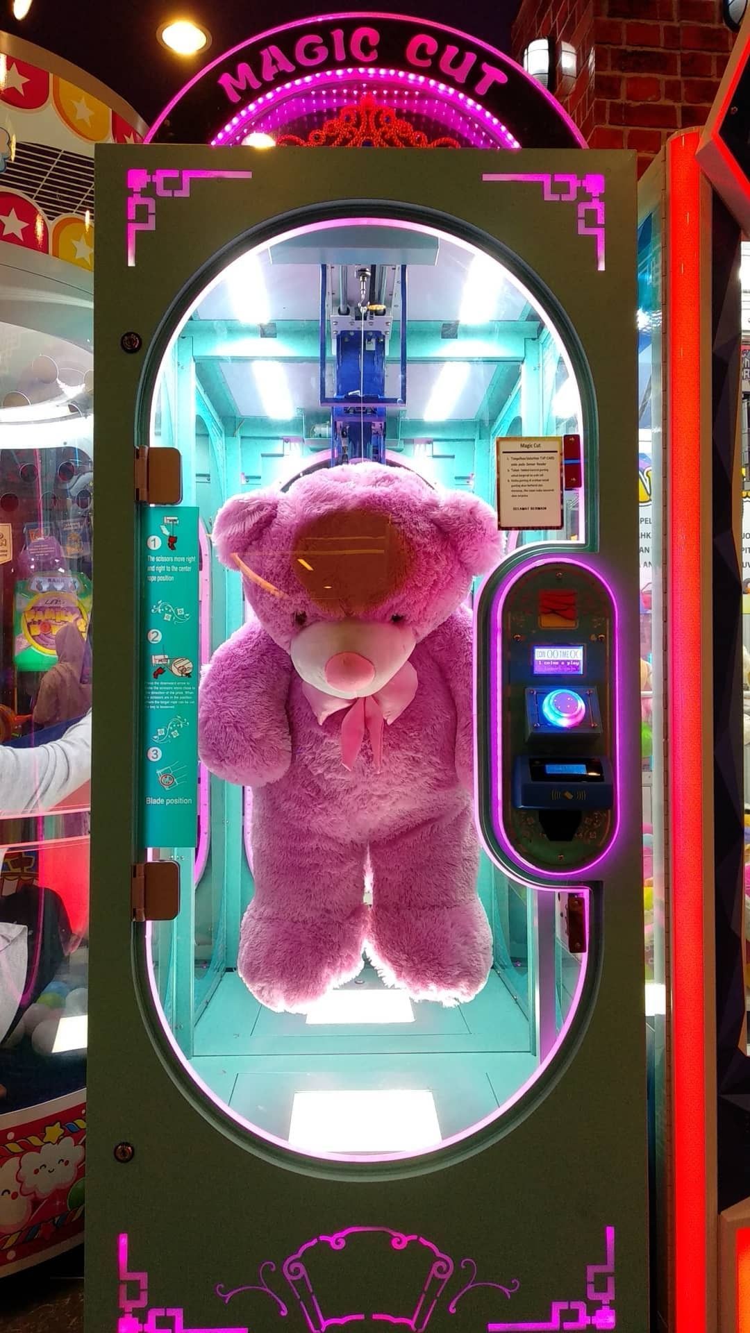 Aesthetic Pink Arcade Wallpapers - Wallpaper Cave