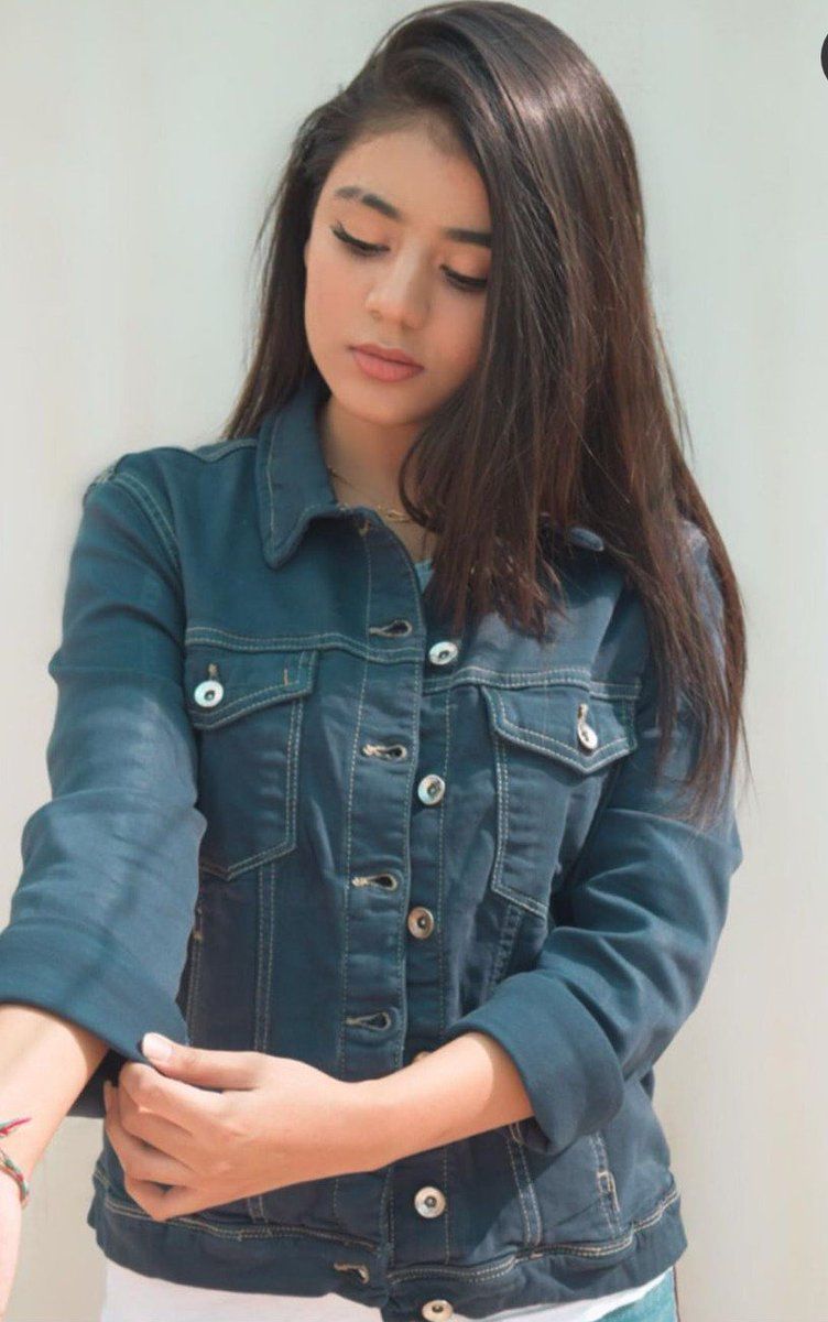 Areeka Haq Wallpapers - Wallpaper Cave