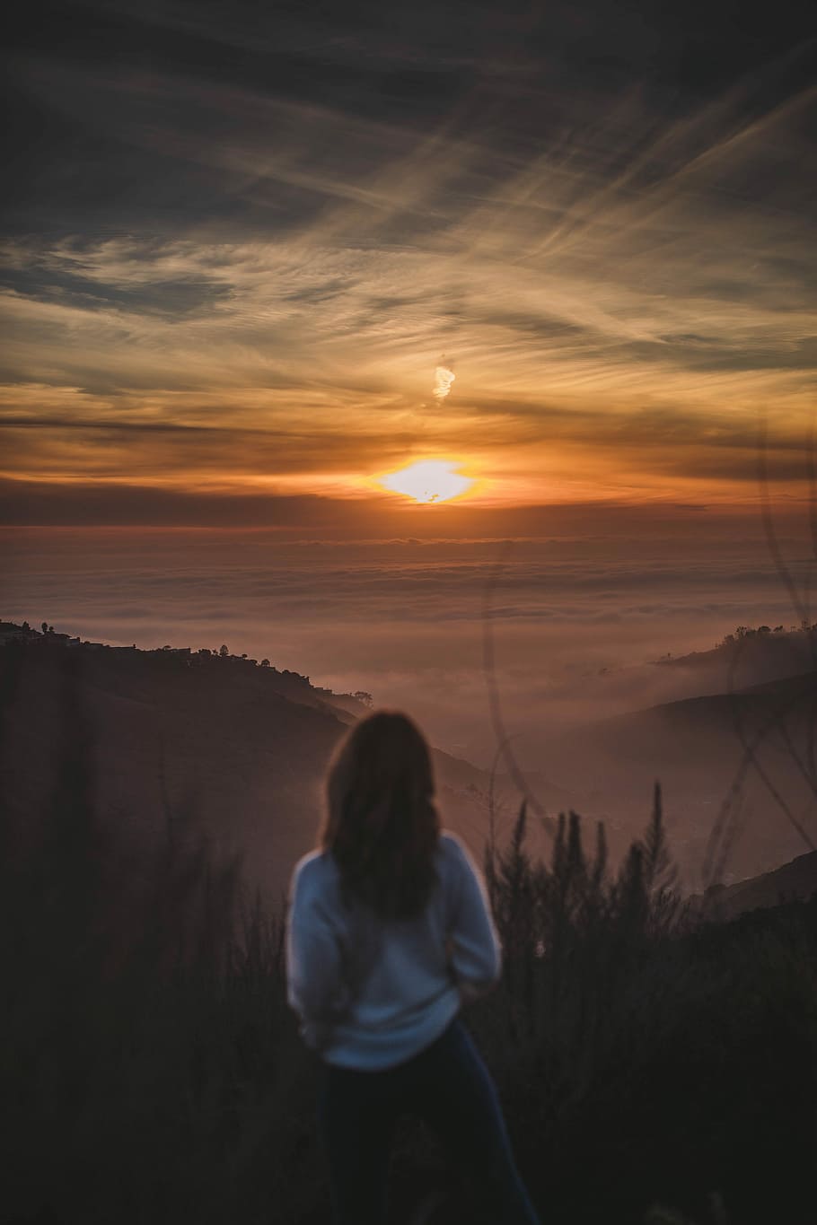 Staring On Women Wallpapers - Wallpaper Cave