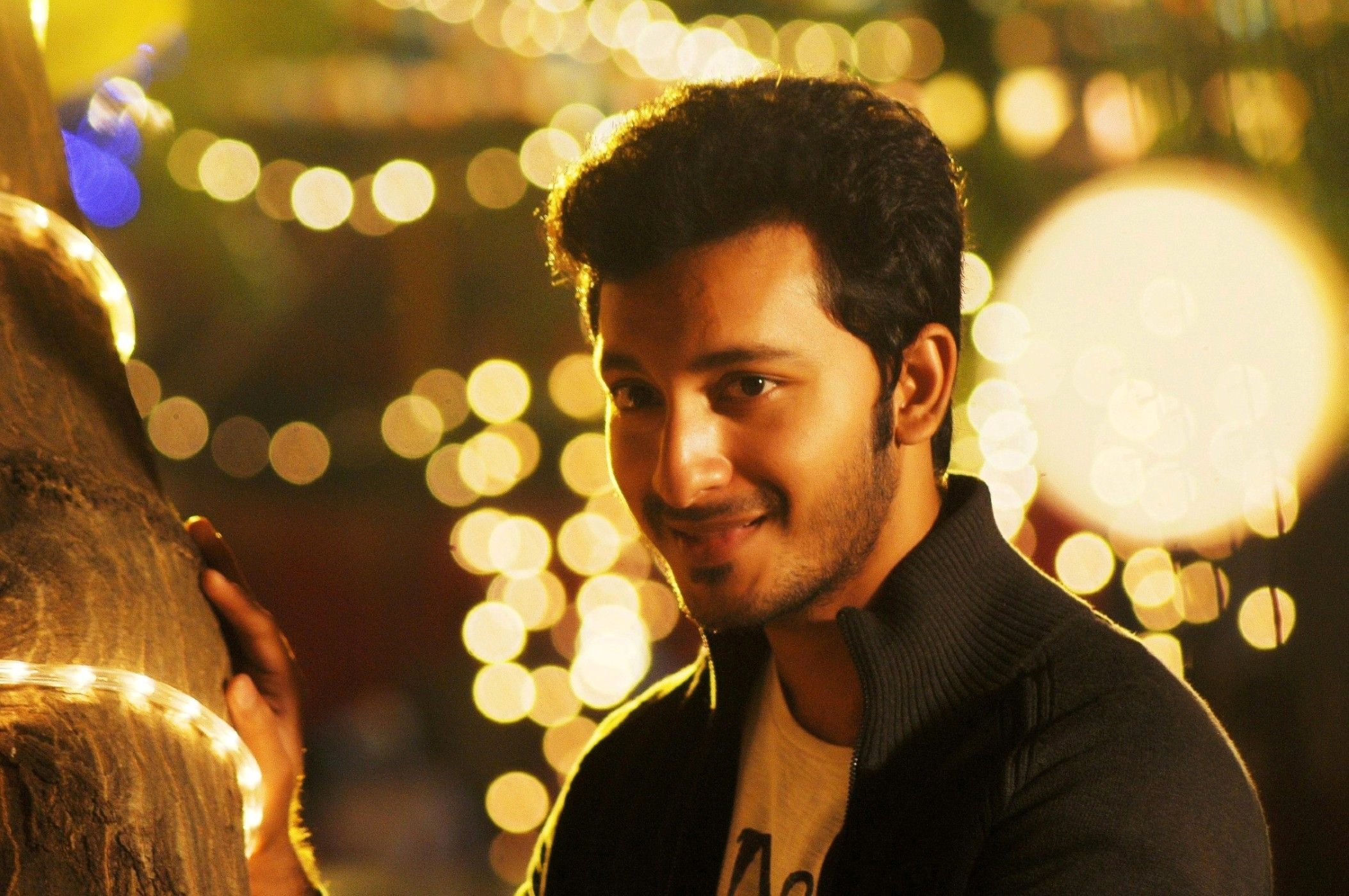 Meendum Oru Kadhal Kadhai Movie Wallpapers - Wallpaper Cave