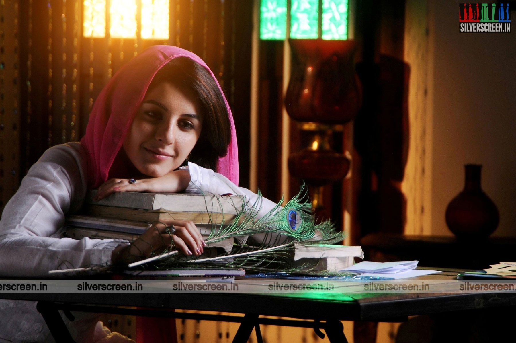 Meendum Oru Kadhal Kadhai Movie Wallpapers - Wallpaper Cave