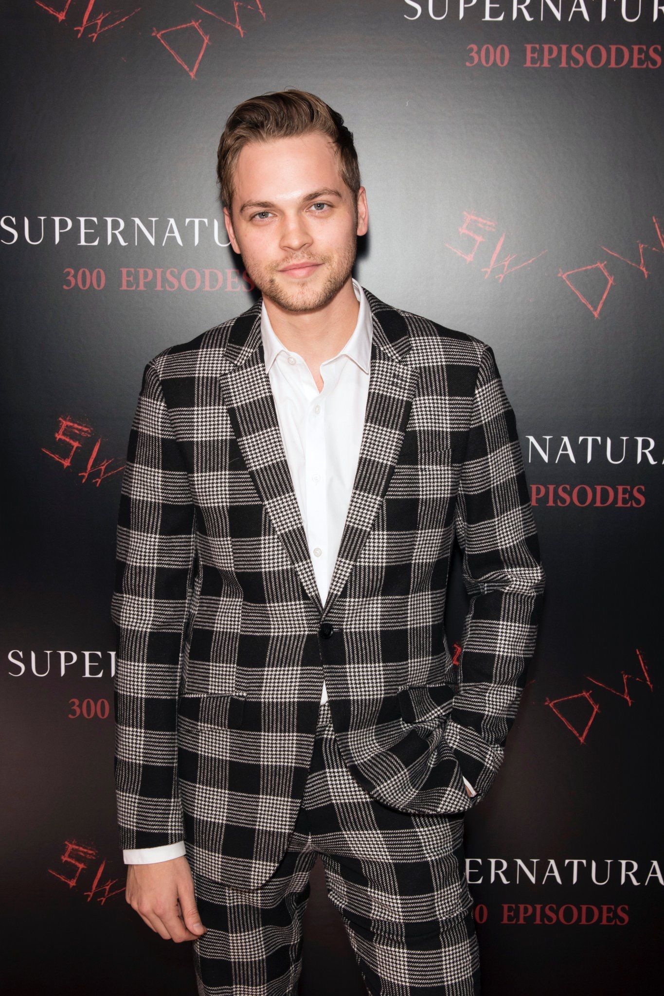 Alex Calvert Wallpapers - Wallpaper Cave