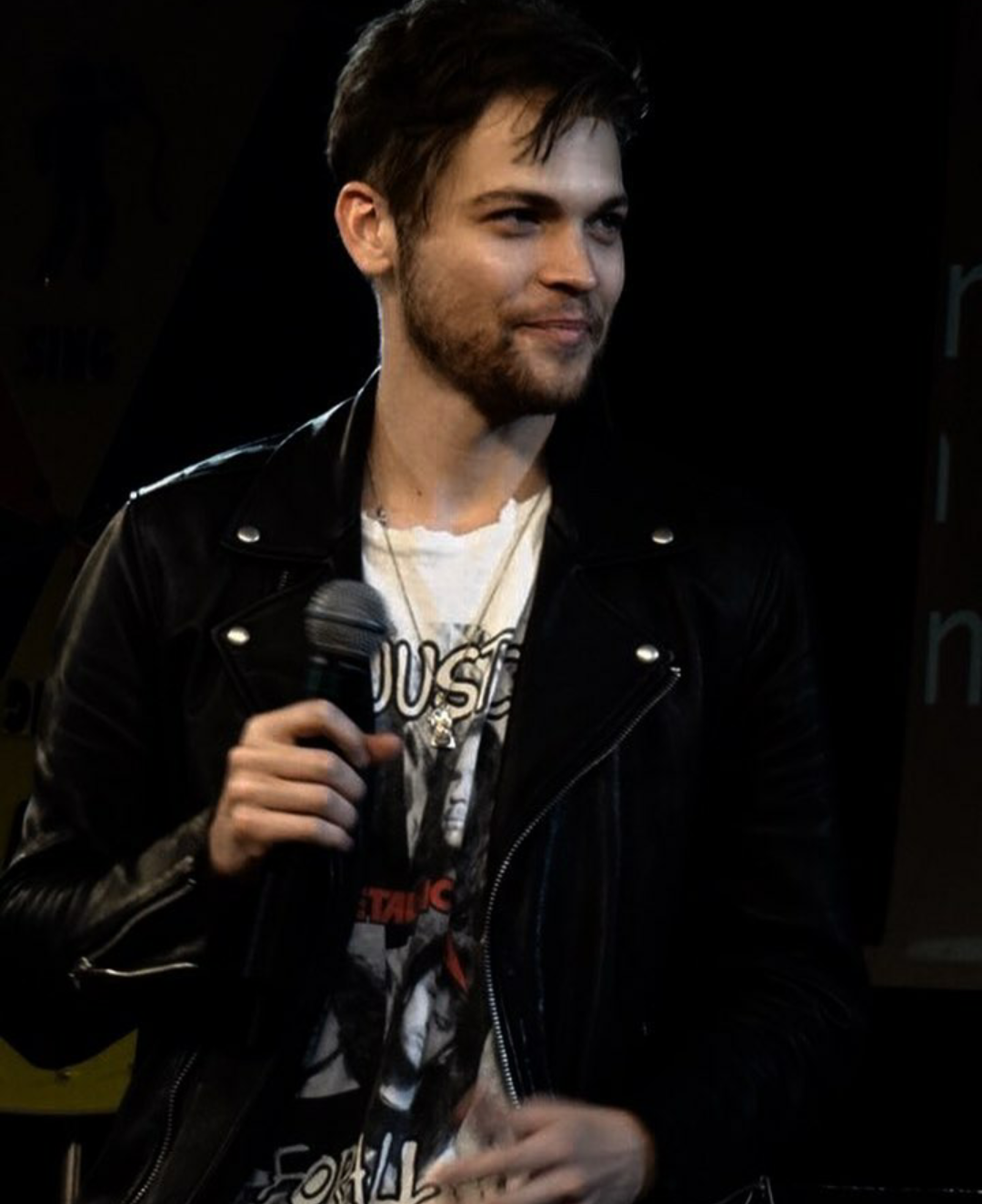 Alex Calvert Wallpapers - Wallpaper Cave