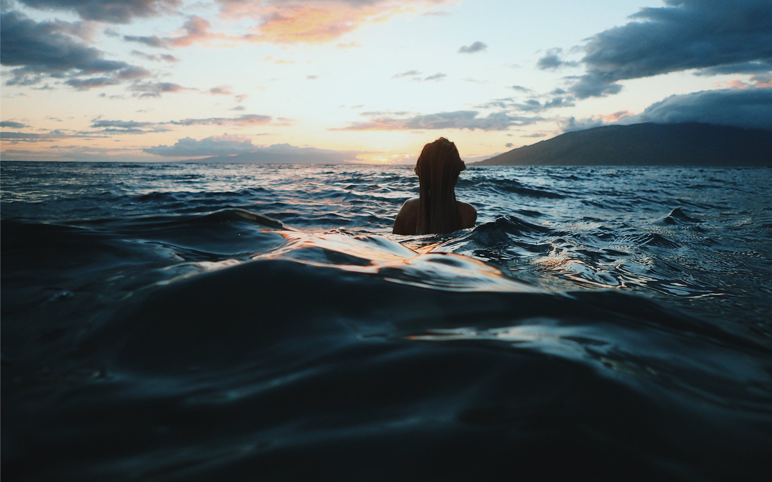 Women In The Sea Wallpapers - Wallpaper Cave