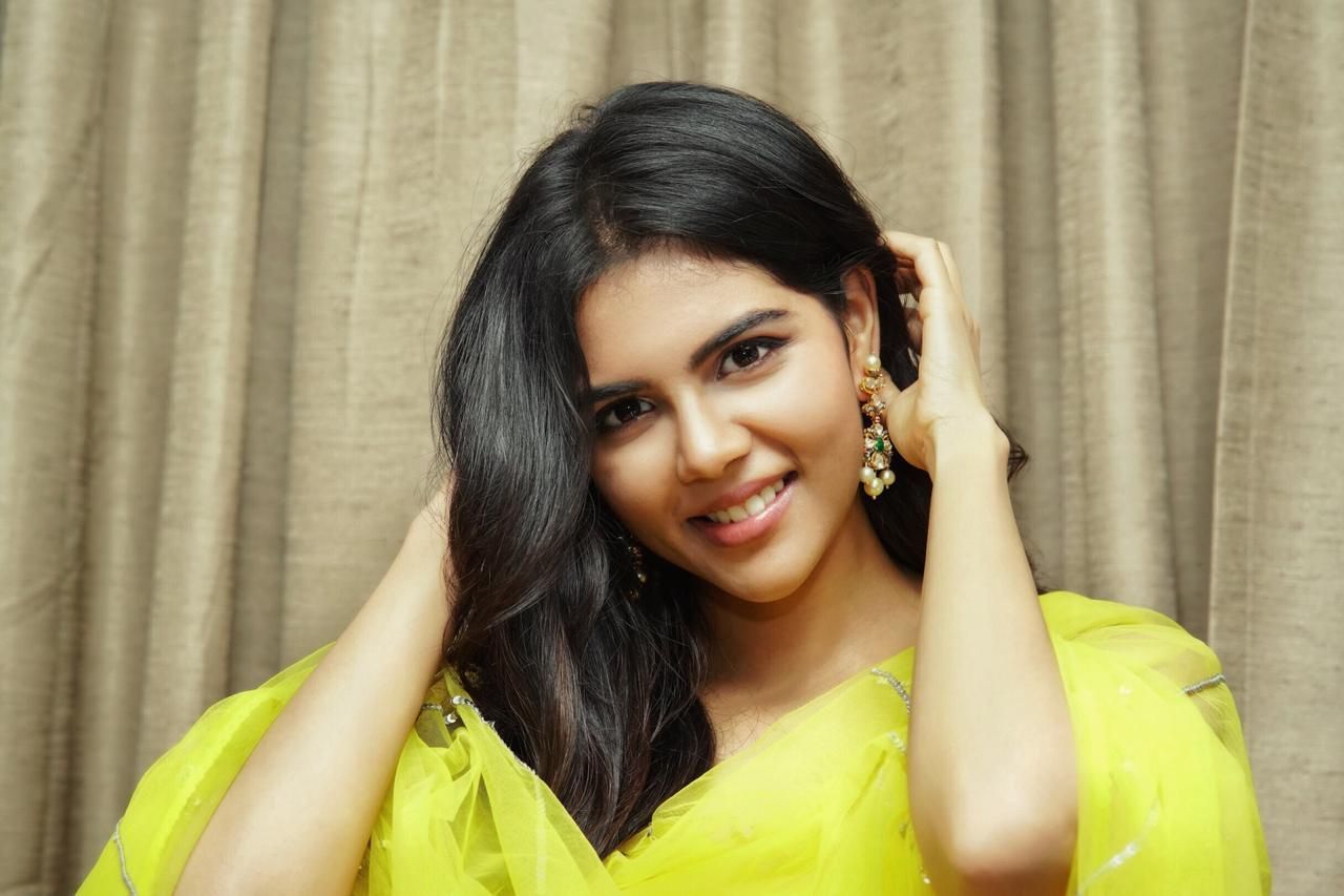 Kalyani Priyadarshan HD Wallpapers - Wallpaper Cave Kalyani Priyadarshan HD Wallpapers - Wallpaper Cave