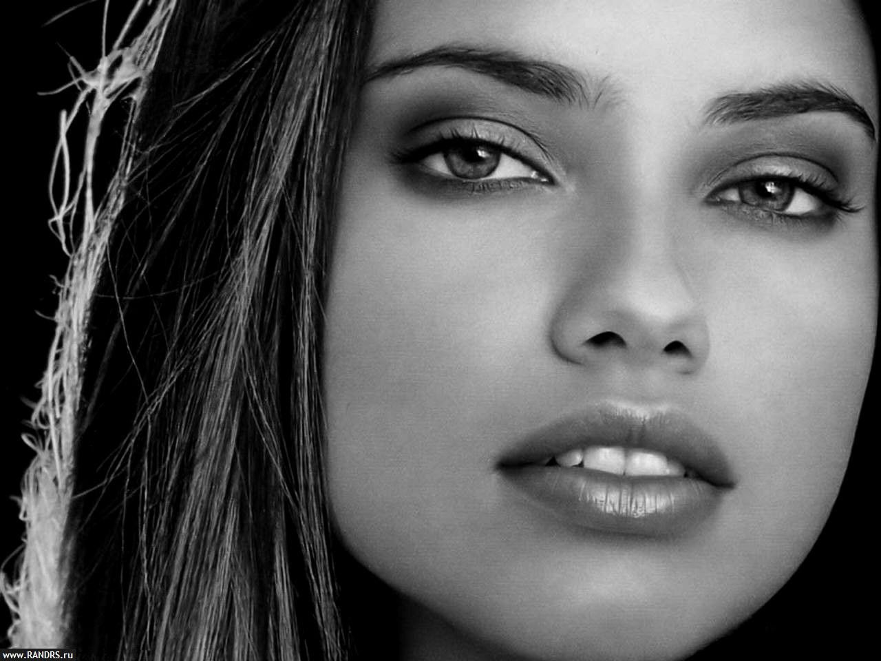 Amazing Women Wallpapers - Wallpaper Cave