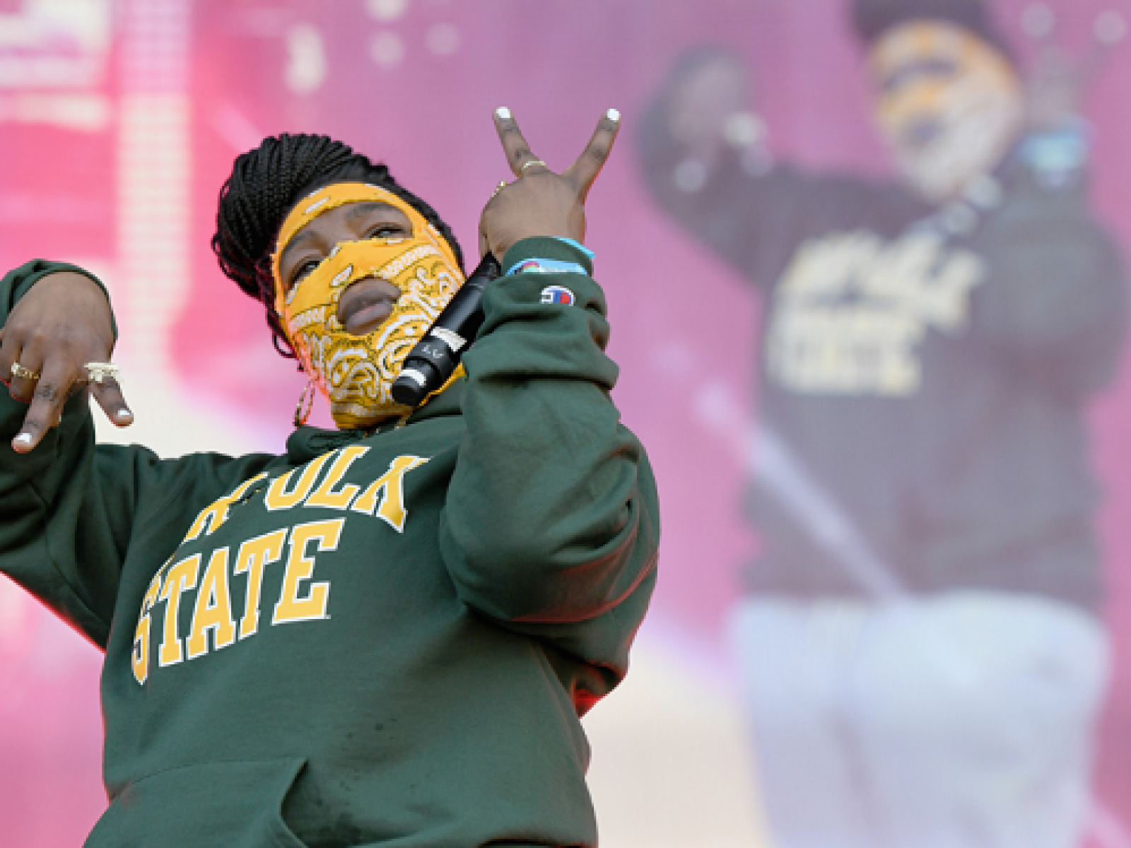 Wack Women Wallpapers - Wallpaper Cave