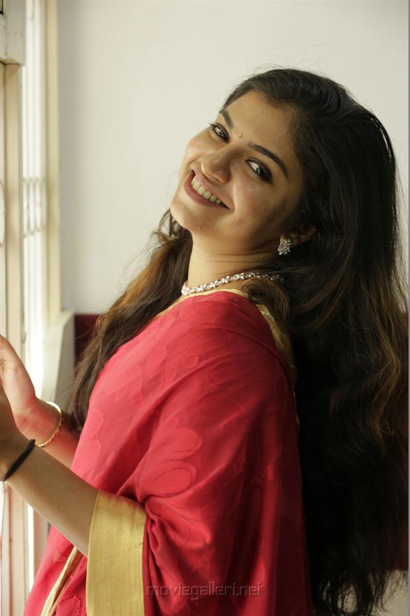 Raveena Ravi Wallpapers - Wallpaper Cave