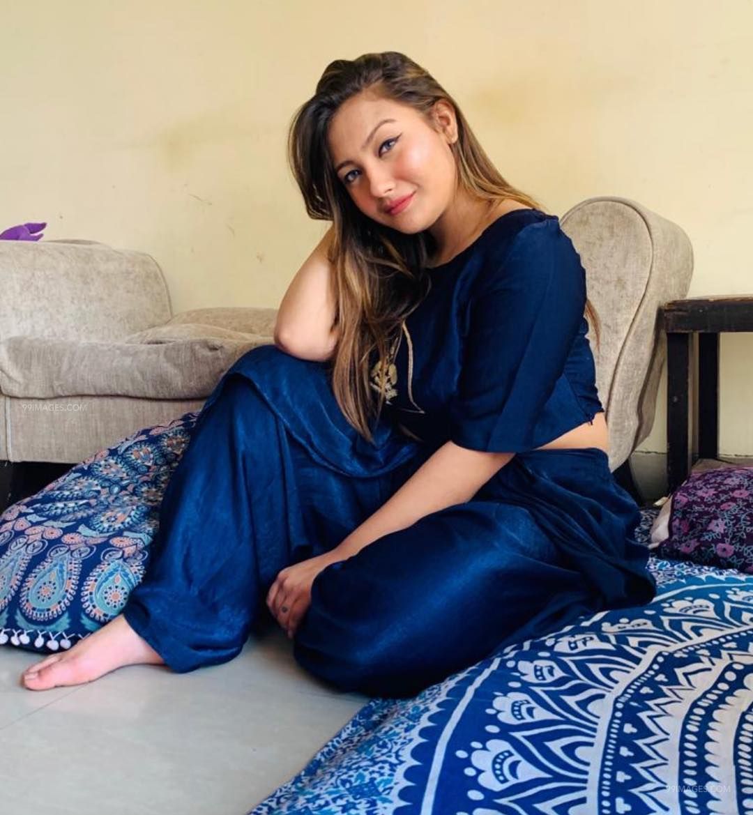 Aashika Bhatia Wallpapers - Wallpaper Cave