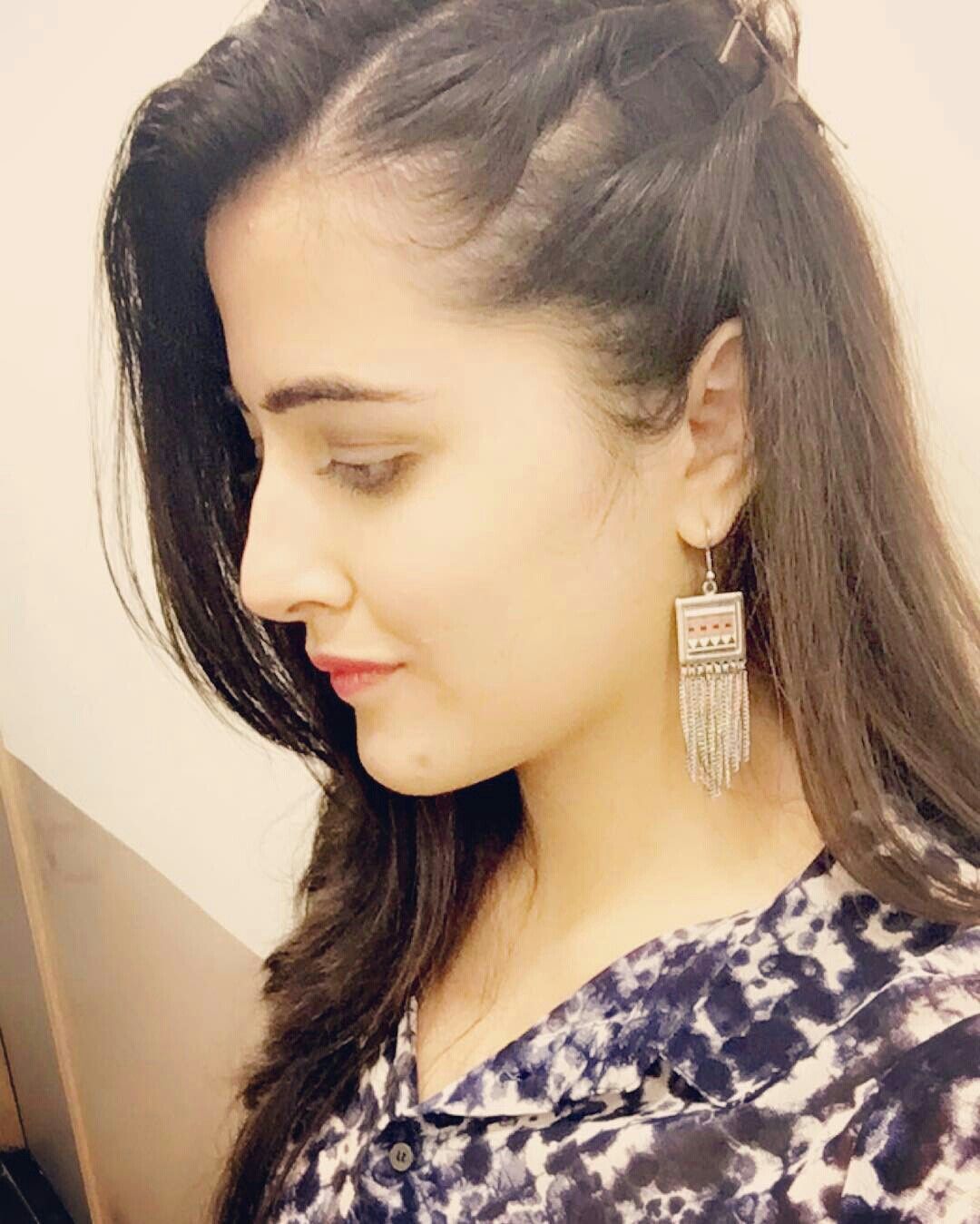 Nupur Sanon Wallpapers - Wallpaper Cave