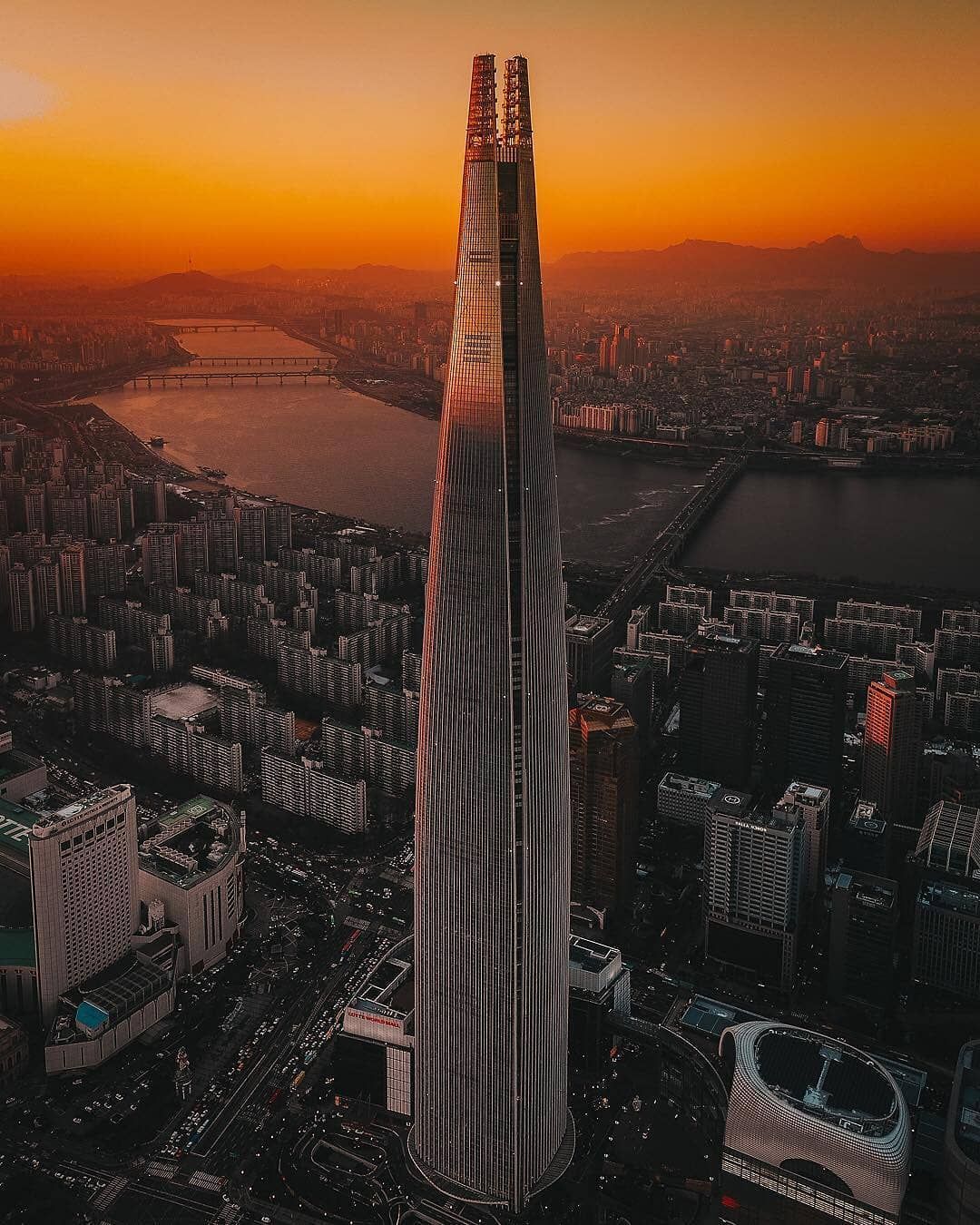 Lotte Tower Wallpapers - Wallpaper Cave