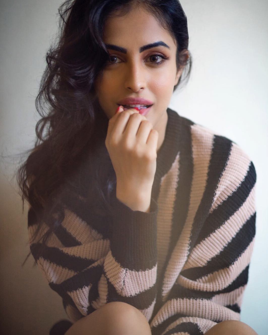 Priya Banerjee Wallpapers - Wallpaper Cave