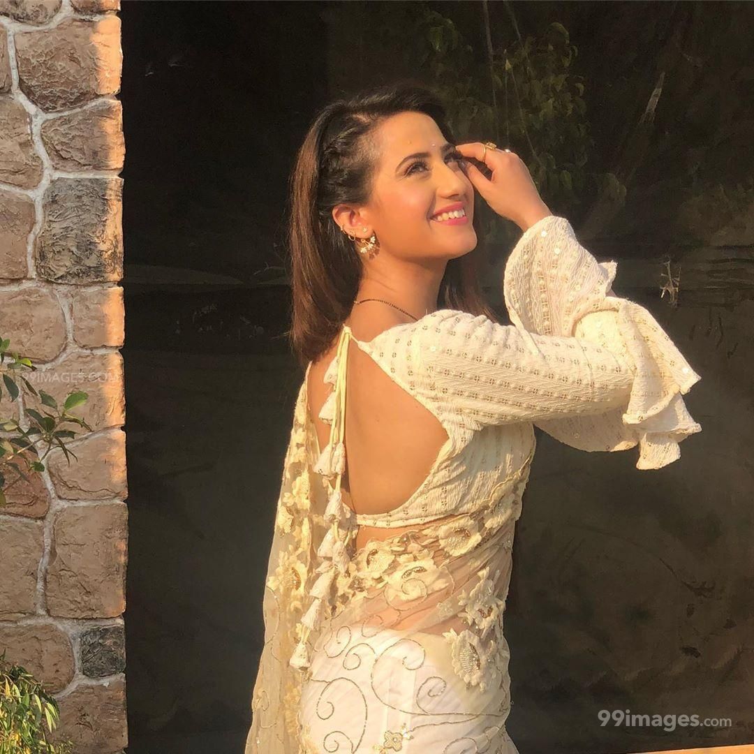 Aalisha Panwar Wallpapers - Wallpaper Cave