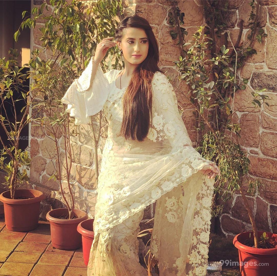 Aalisha Panwar Wallpapers - Wallpaper Cave