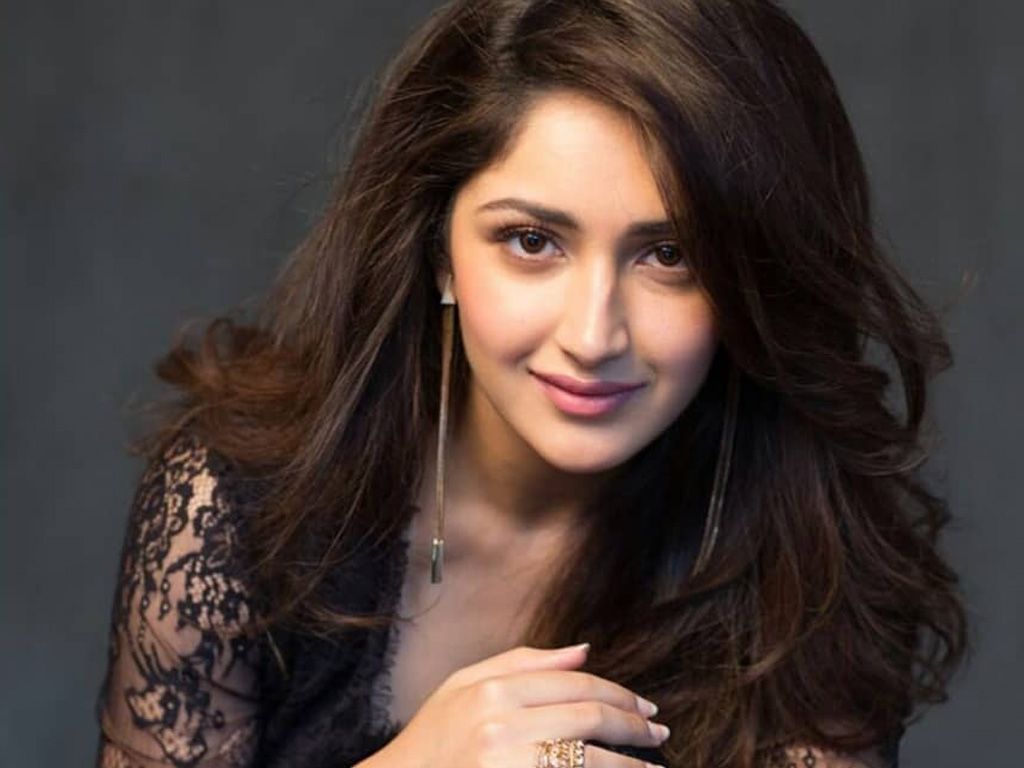 Sayesha Saigal Wallpapers - Wallpaper Cave