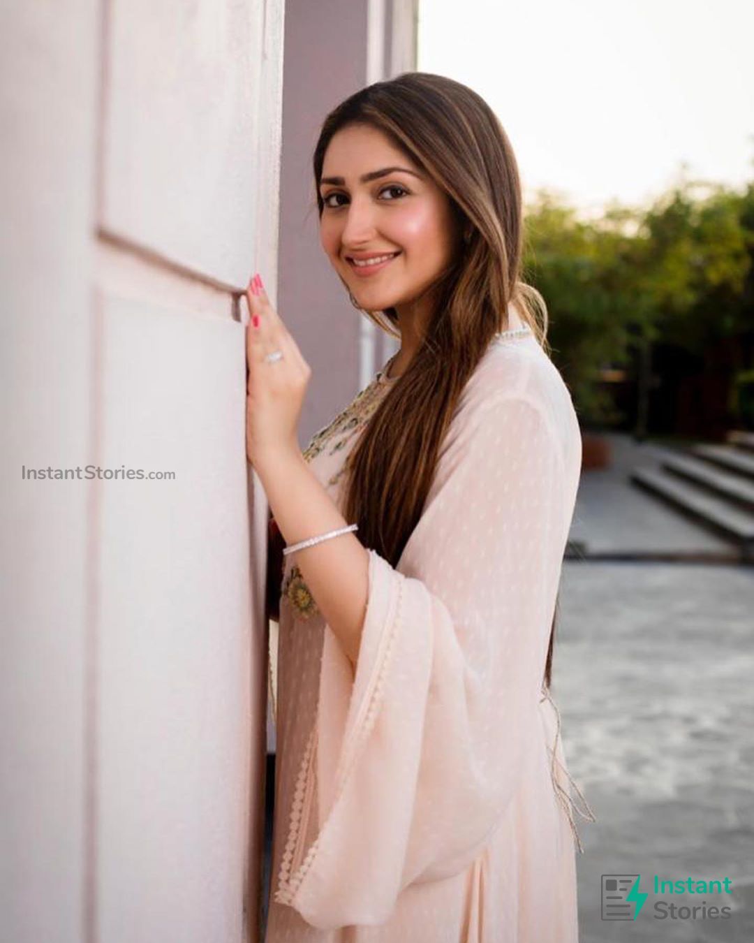 Sayesha Saigal Wallpapers - Wallpaper Cave
