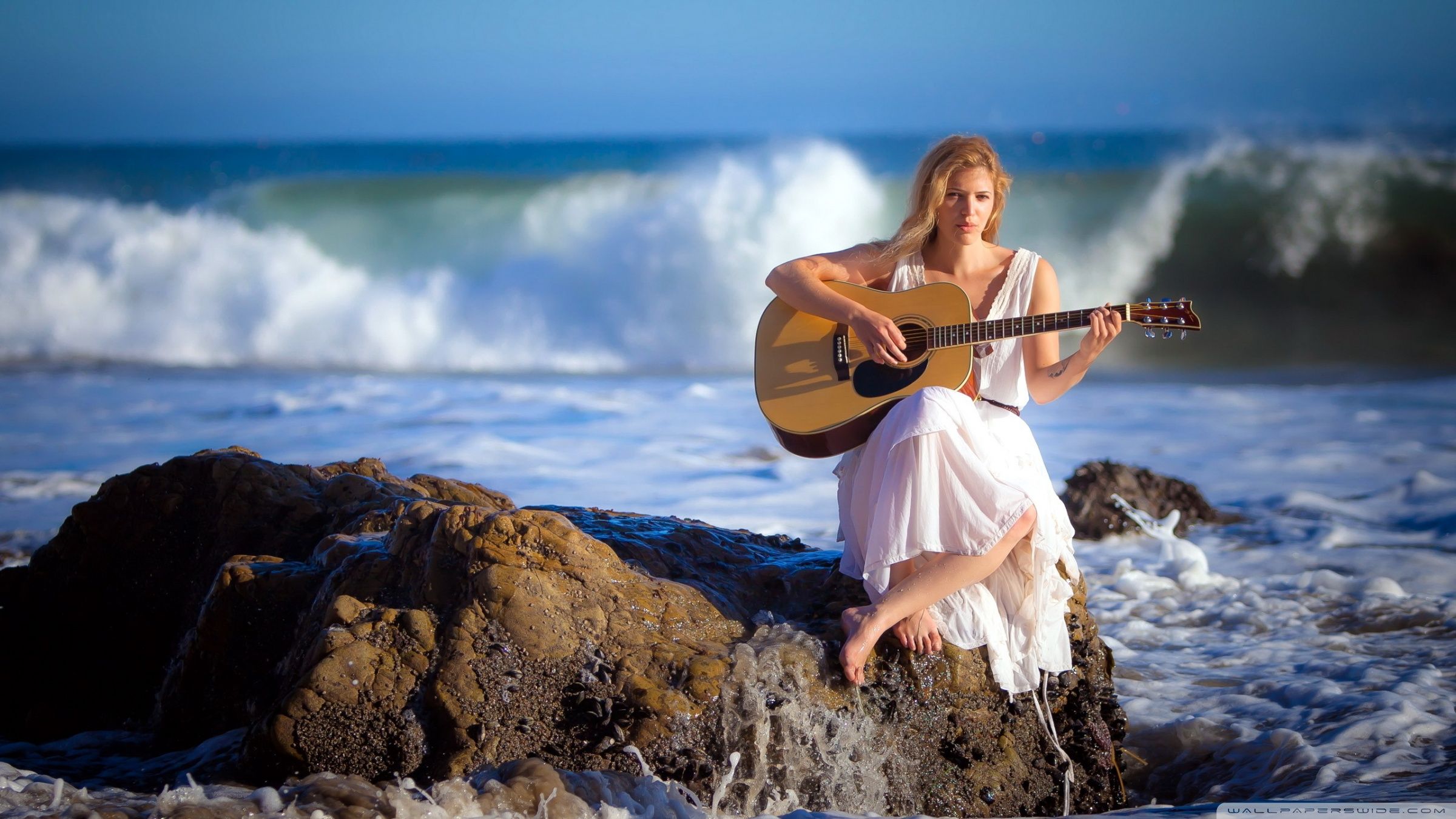 Women Playing Guitar Wallpapers - Wallpaper Cave