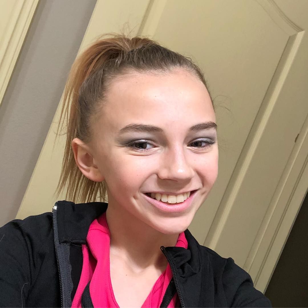 Kayla Davis Wallpapers - Wallpaper Cave