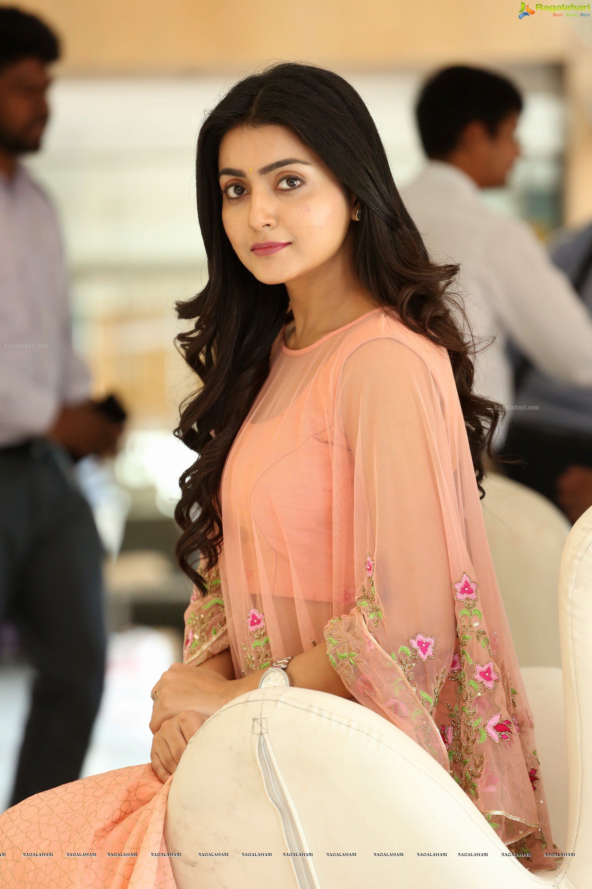 Avantika Mishra Wallpapers - Wallpaper Cave