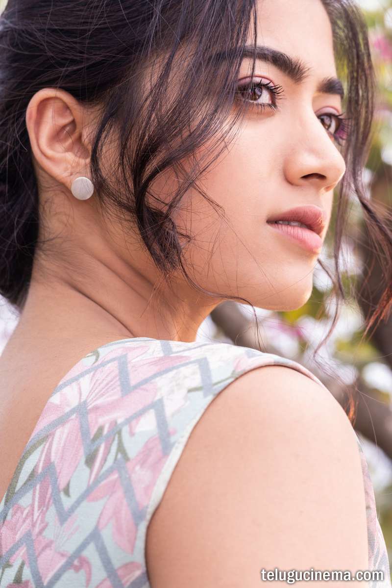 Rashmika Mandanna Close Up Full HD Wallpapers - Wallpaper Cave