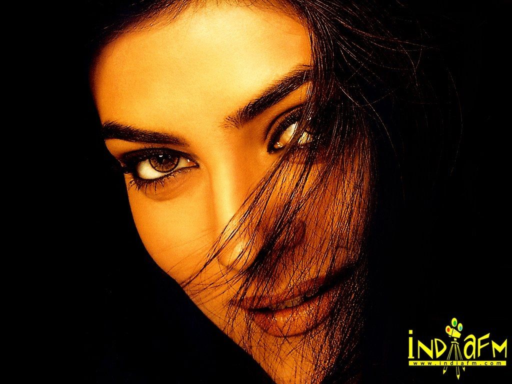 Sushmita Sen HD Close Up Wallpapers - Wallpaper Cave