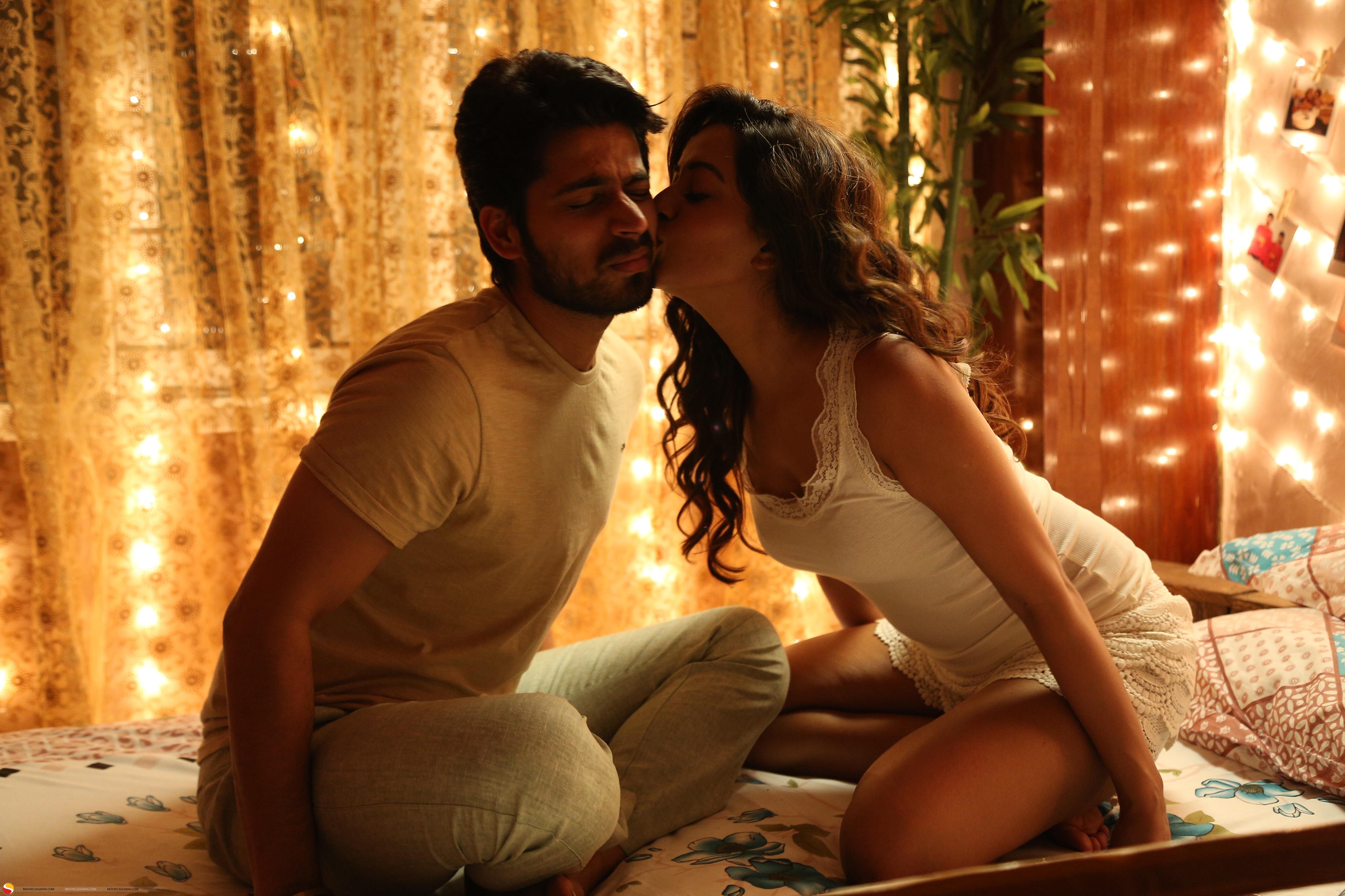 Pyaar Prema Kaadhal Wallpapers - Wallpaper Cave