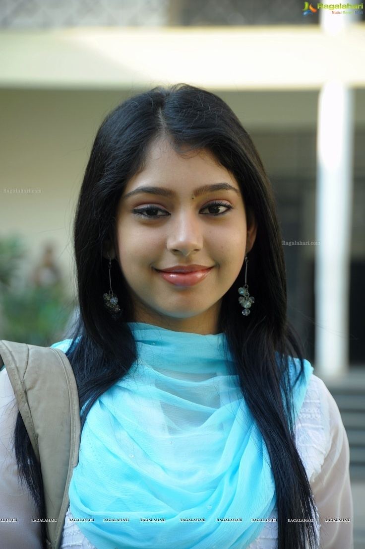 Niti Taylor Wallpapers - Wallpaper Cave