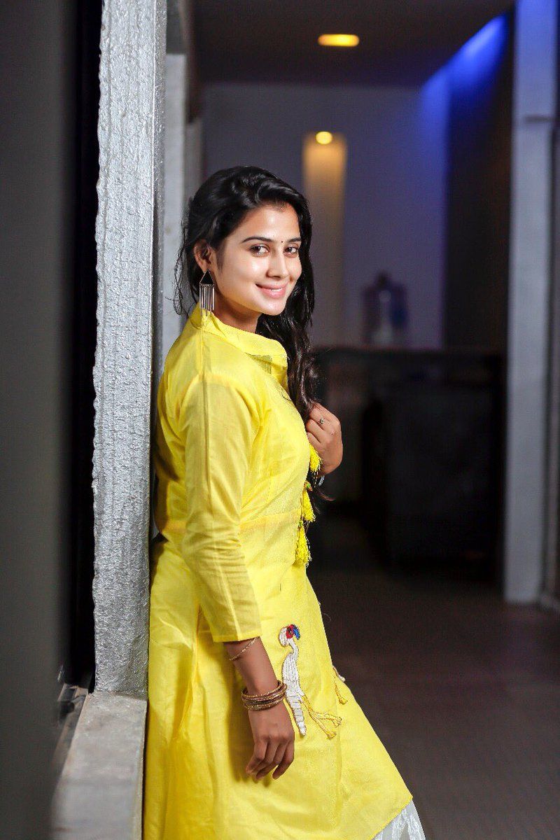 Sri Pallavi Wallpapers - Wallpaper Cave