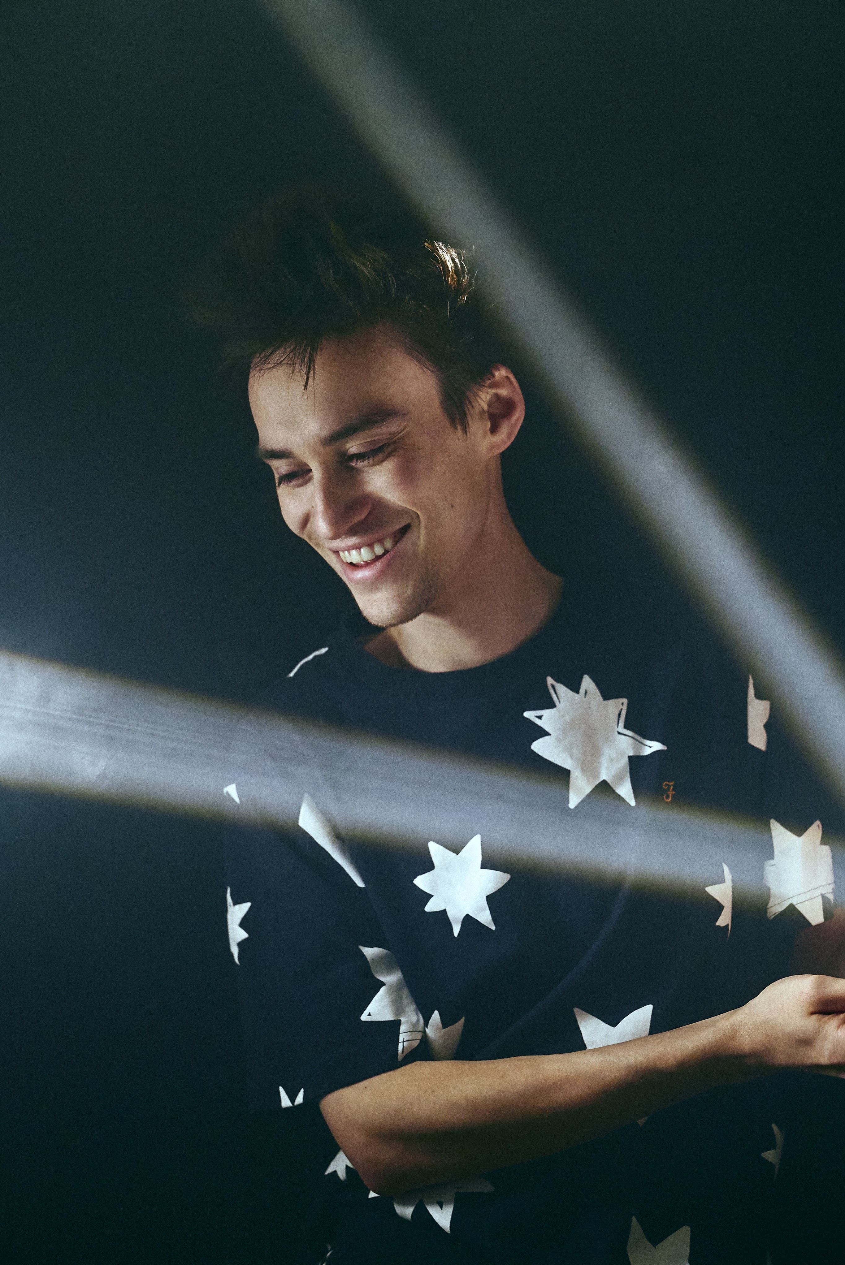 Jacob Collier Wallpapers - Wallpaper Cave