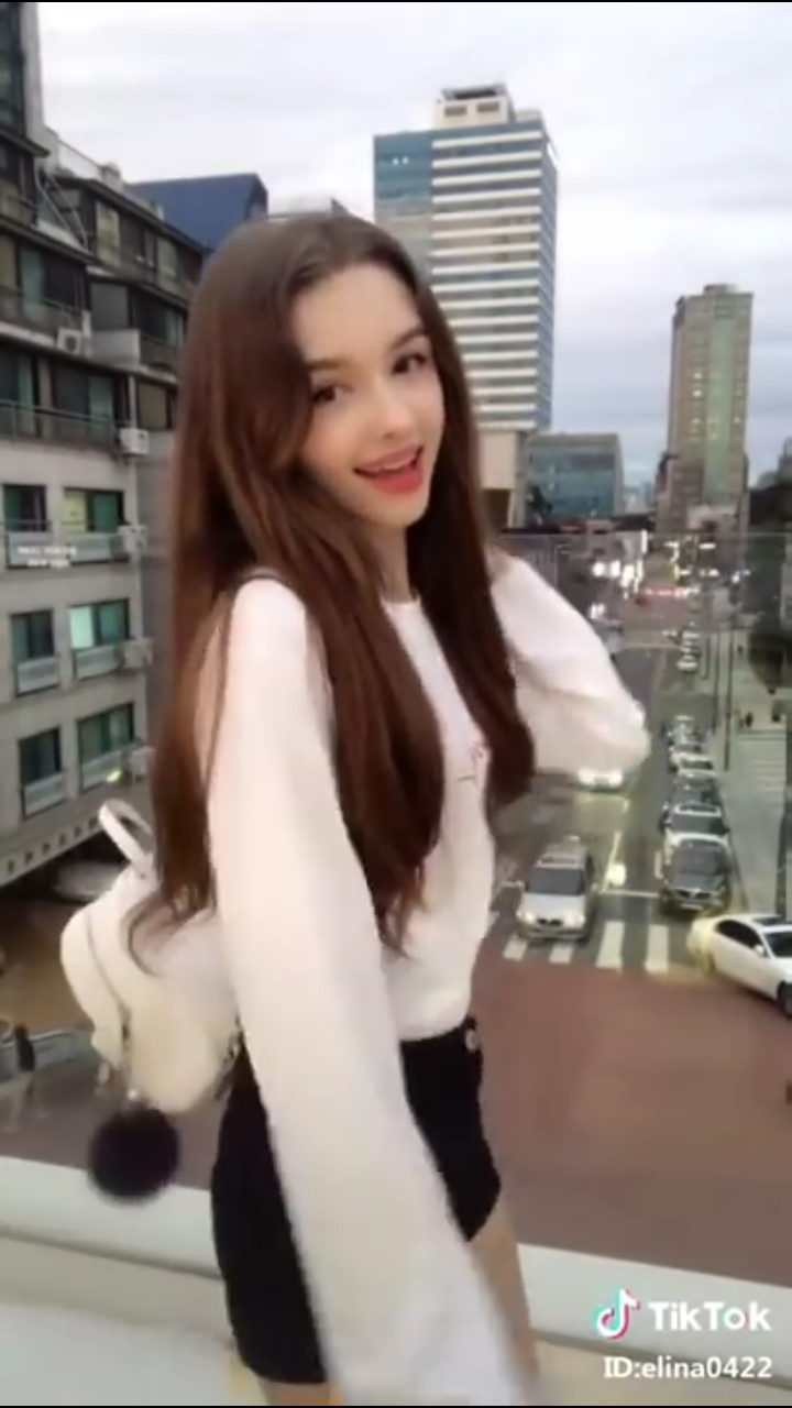 Tick Tock Girls Wallpapers - Wallpaper Cave