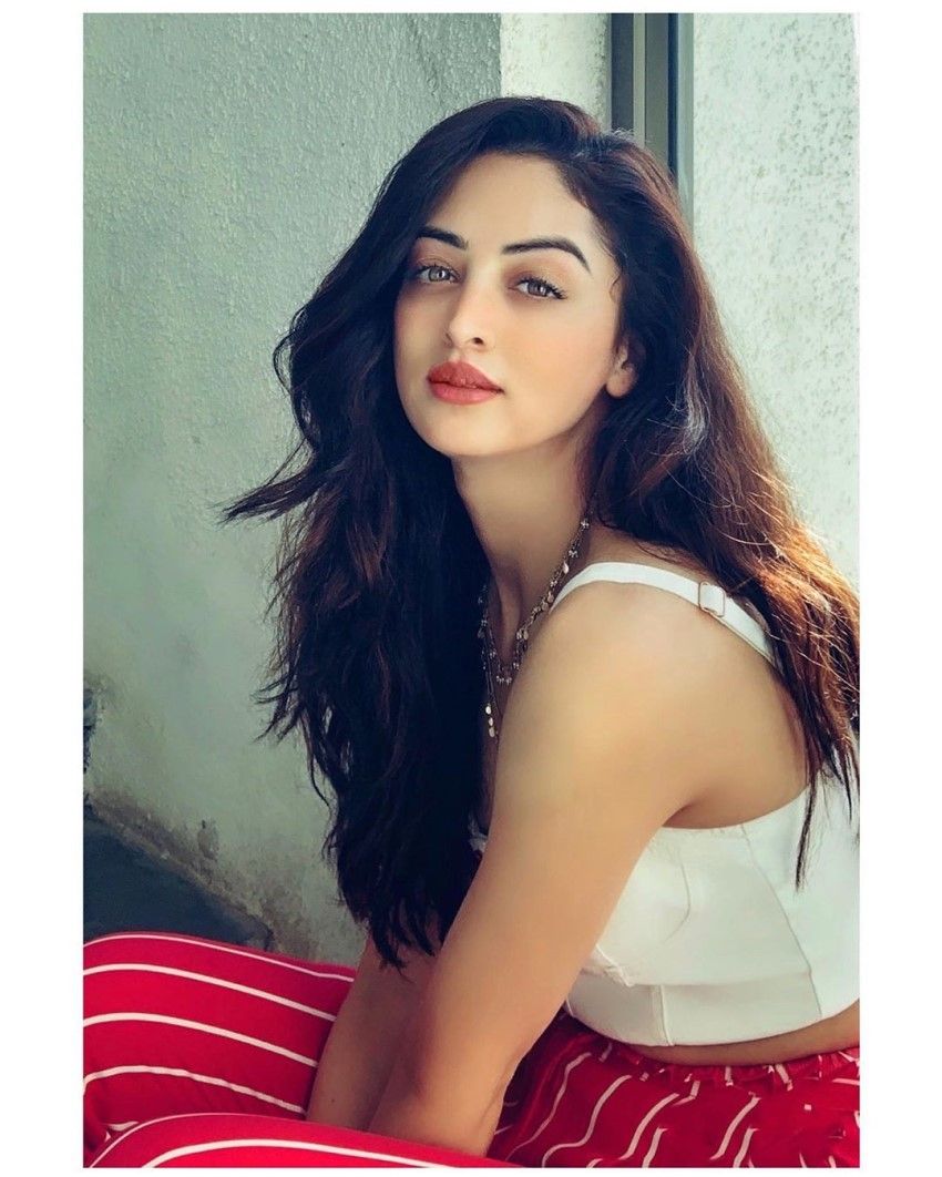 Sandeepa Dhar Wallpapers - Wallpaper Cave