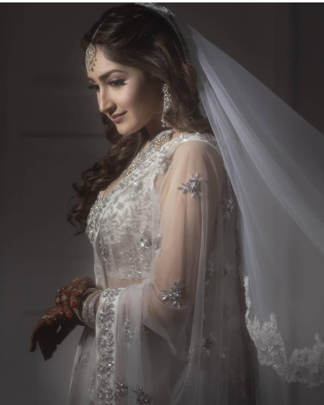 Sayyeshaa Saigal Wallpapers - Wallpaper Cave