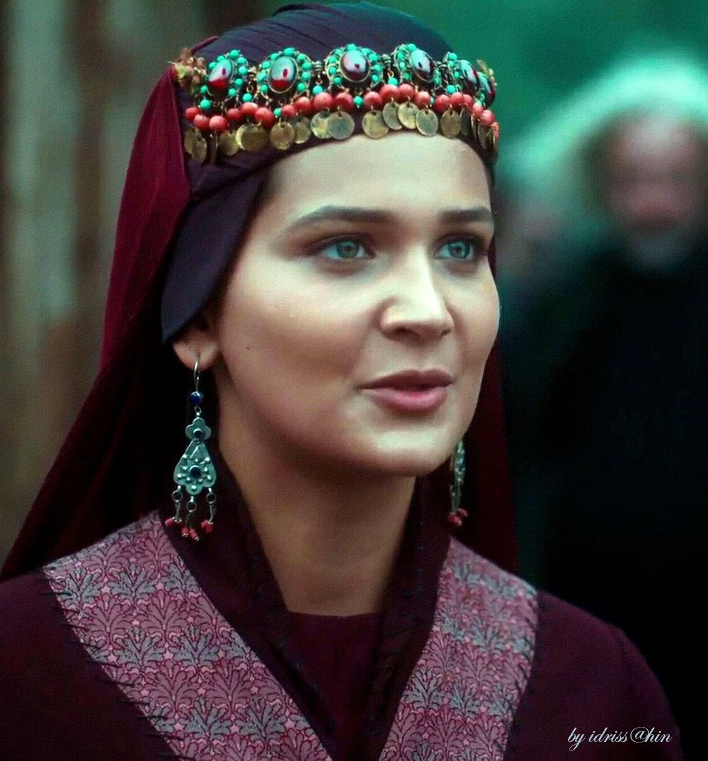 Gülsim Ali Wallpapers - Wallpaper Cave