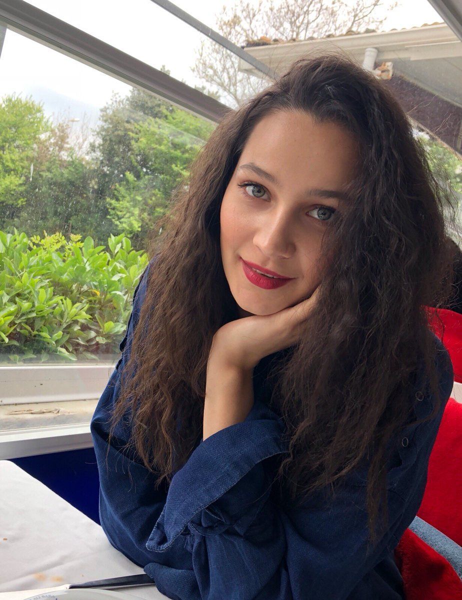 Gülsim Ali Wallpapers - Wallpaper Cave