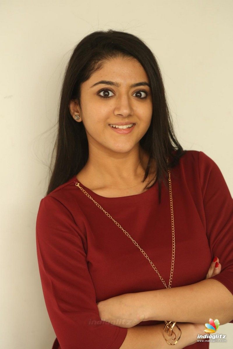 Shriya Sharma Wallpapers - Wallpaper Cave