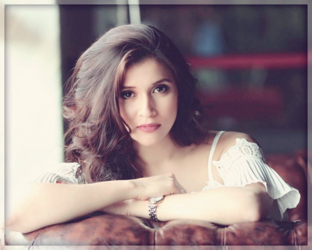 Mannara Chopra Wallpapers - Wallpaper Cave