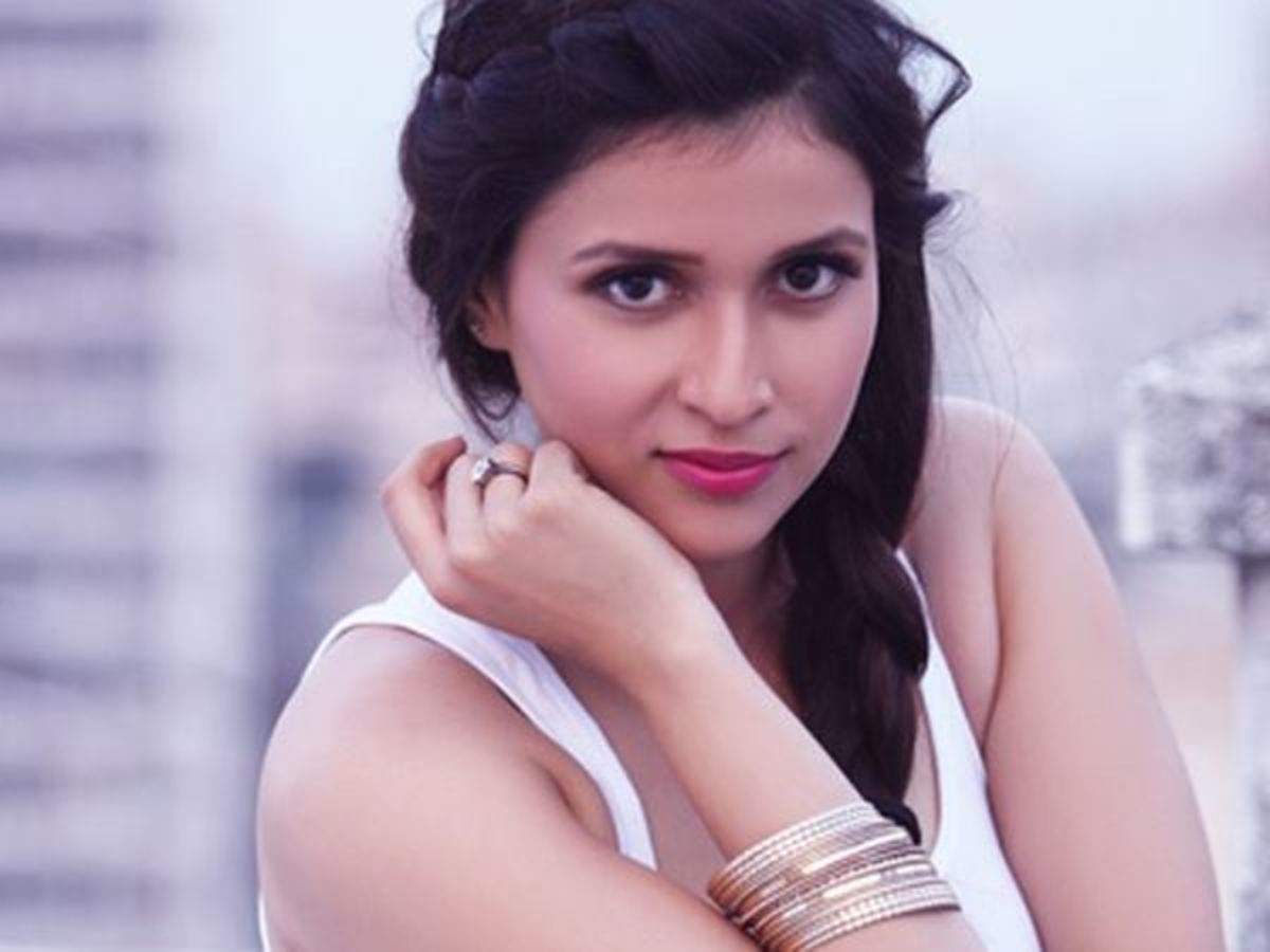 Mannara Chopra Wallpapers Wallpaper Cave