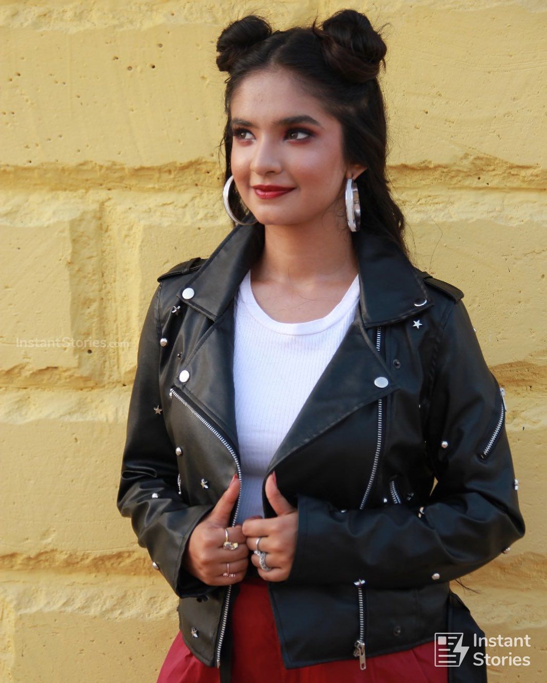 Girl Wearing Jacket Wallpapers - Wallpaper Cave