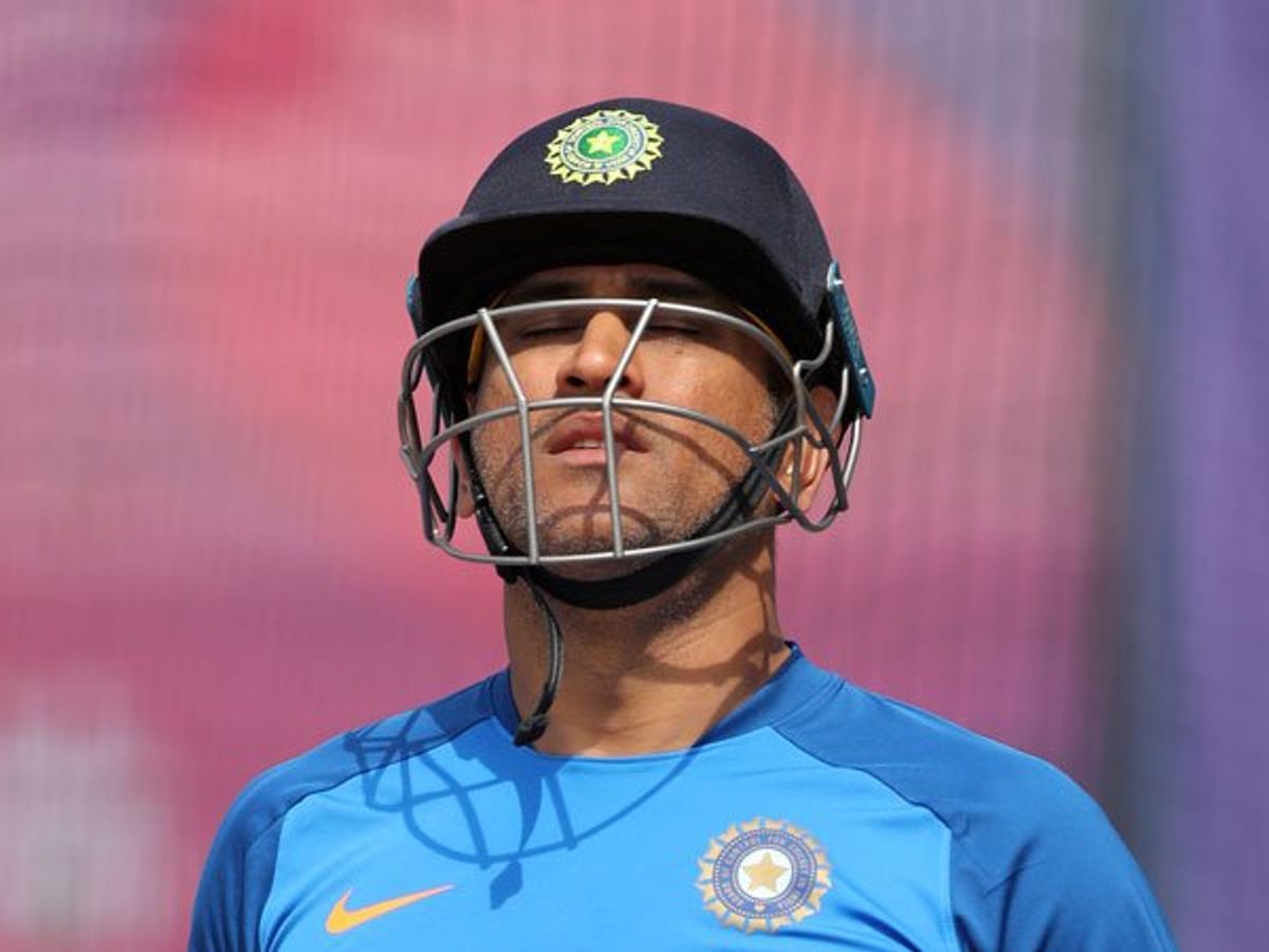 Dhoni Sad Wallpapers - Wallpaper Cave