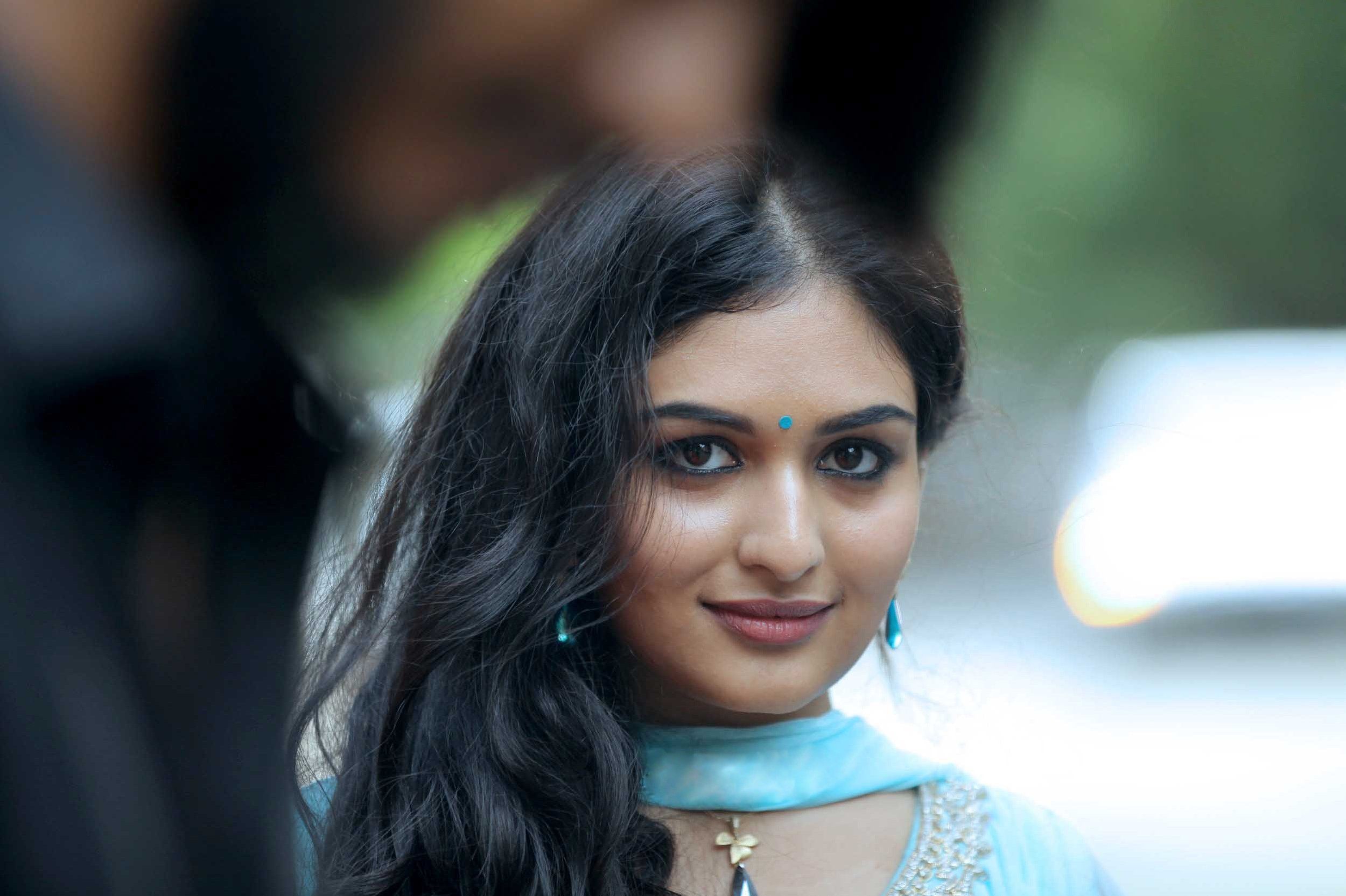 Prayaga Martin Wallpapers - Wallpaper Cave